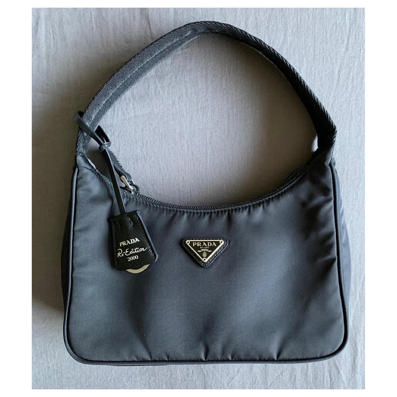 Prada Re-Edition 2000 Black Polyester ref.623891 - Joli Closet