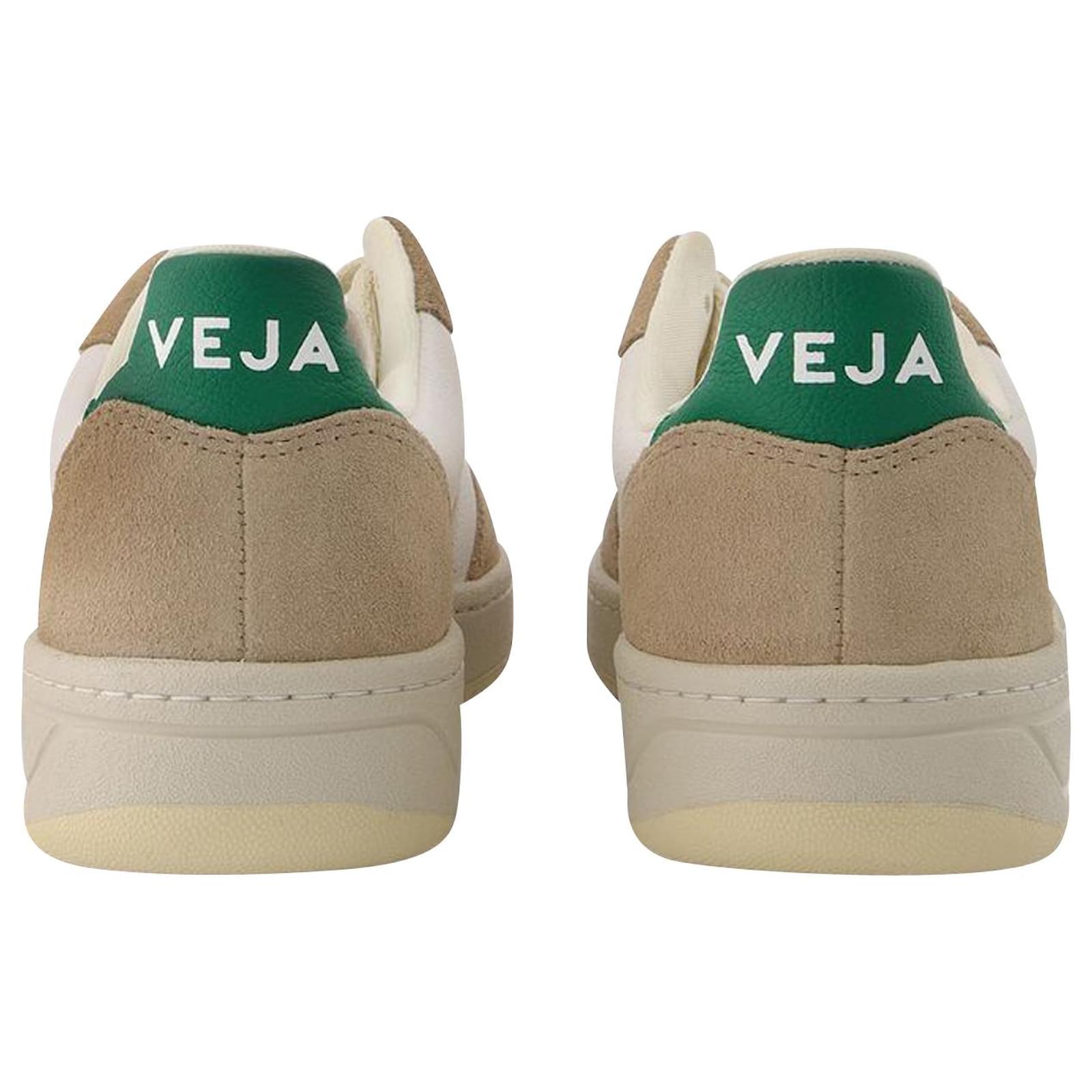 Veja V-10 Sneakers in Multicolour Leather Multiple colors ref.625640 ...