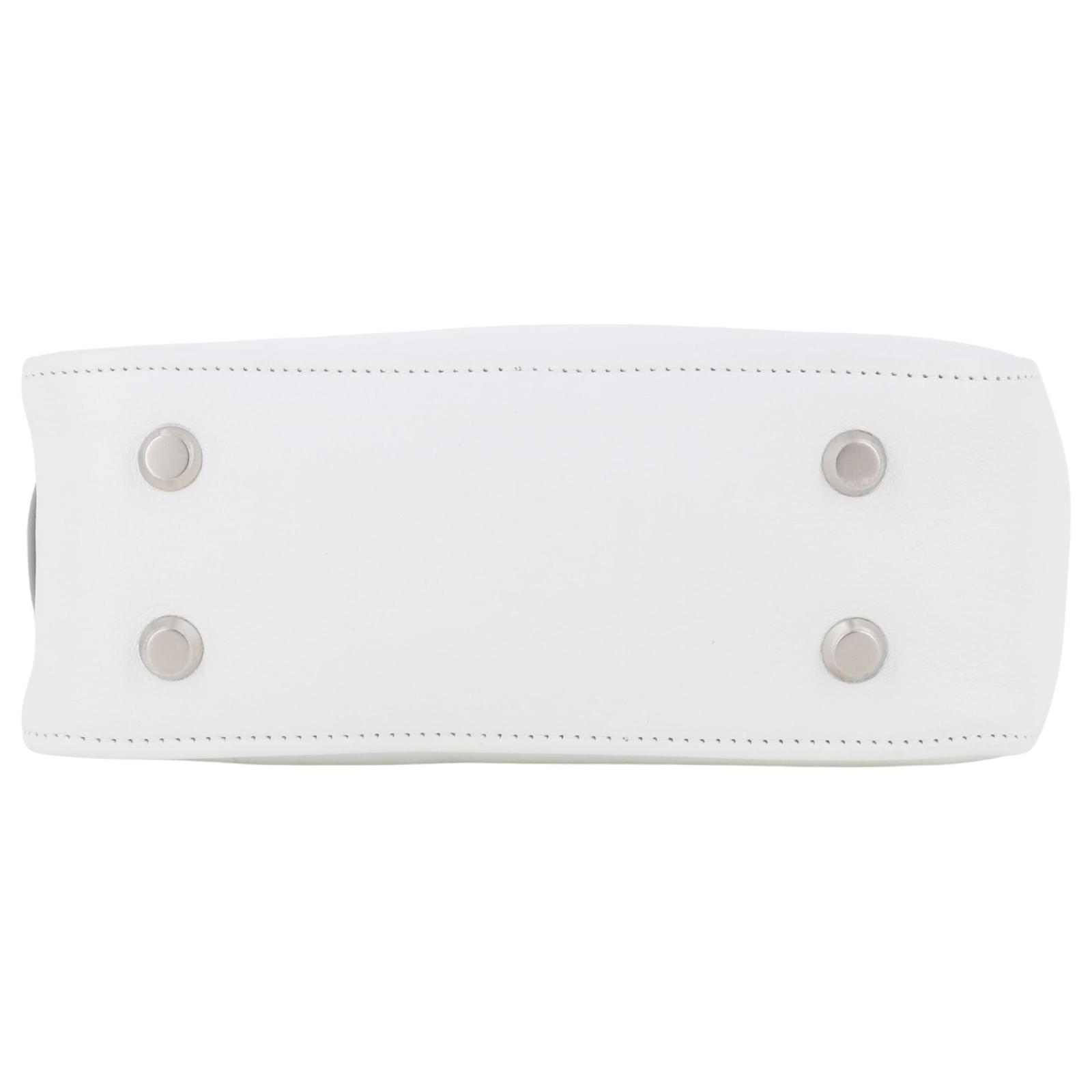 Balenciaga Triangle Duffle White Leather ref.628499 - Joli Closet