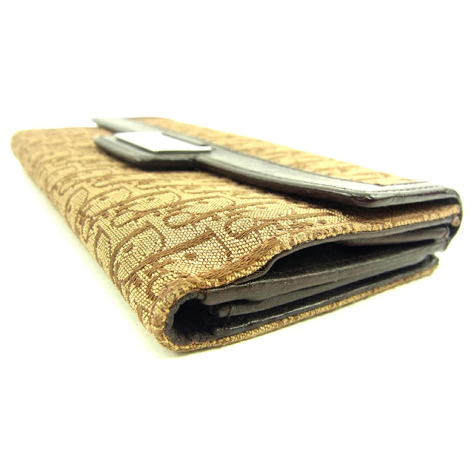 Christian Dior Wallets Brown Leather ref.628502 - Joli Closet