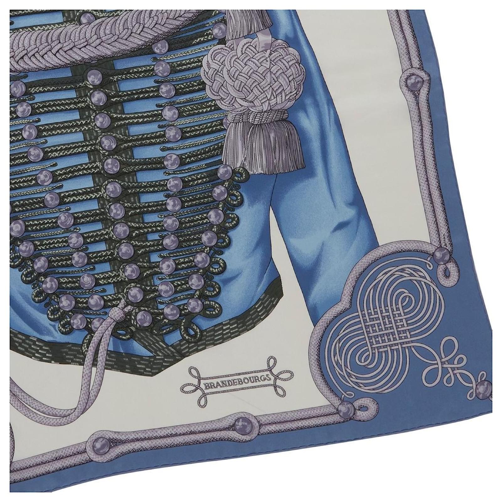 Hermès Foulard Rare Brandebourg Bleu Soie ref.632005 - Joli Closet