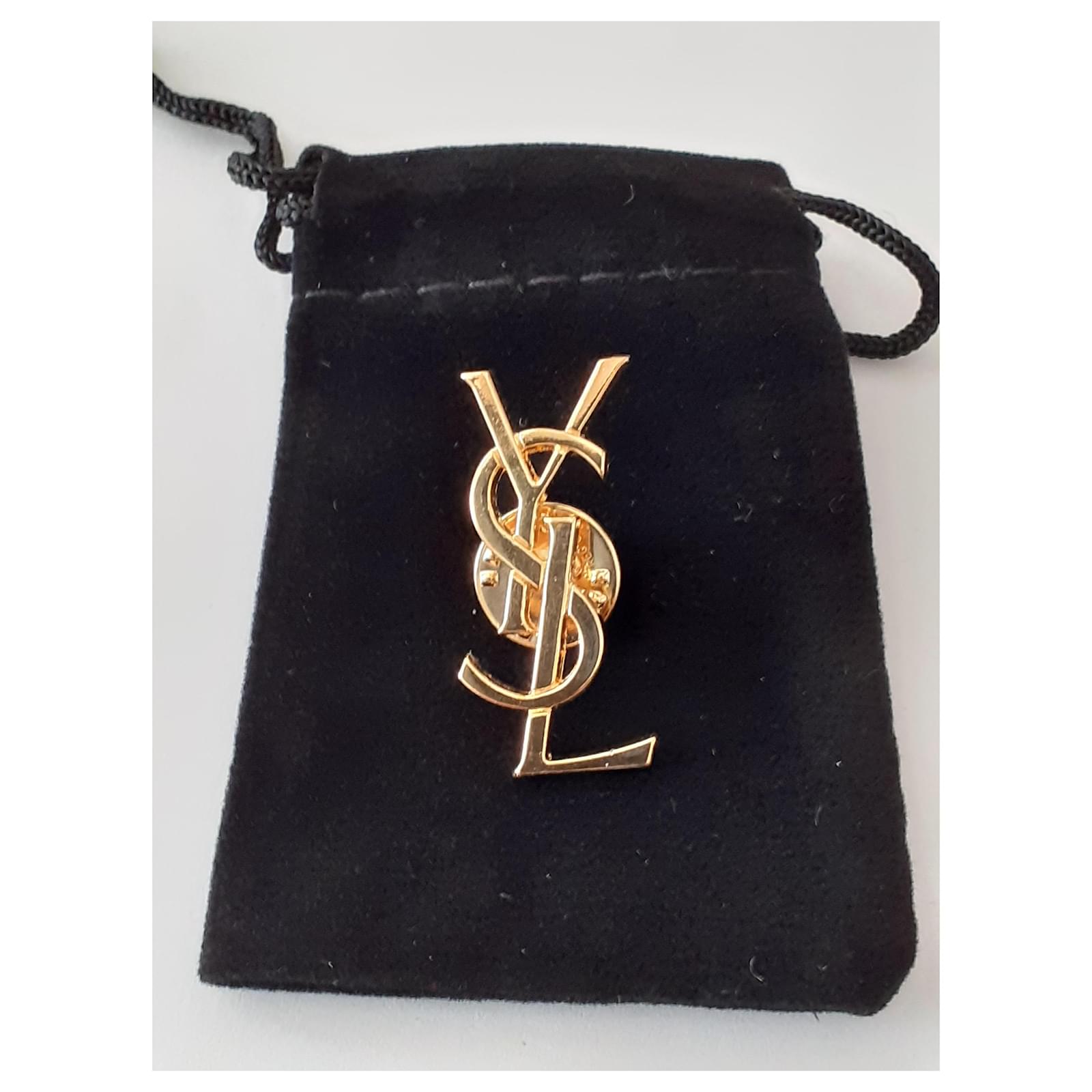 Yves Saint Laurent Pin's Broche Métal Doré ref.632127 - Joli Closet
