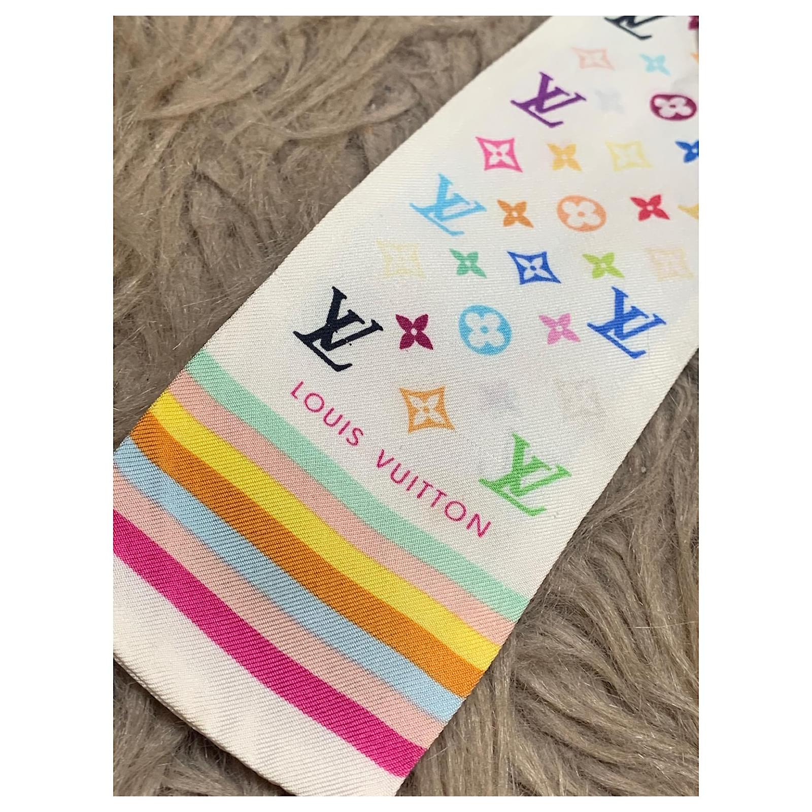 Louis Vuitton Echarpes Soie Blanc Multicolore ref.632818 - Joli Closet