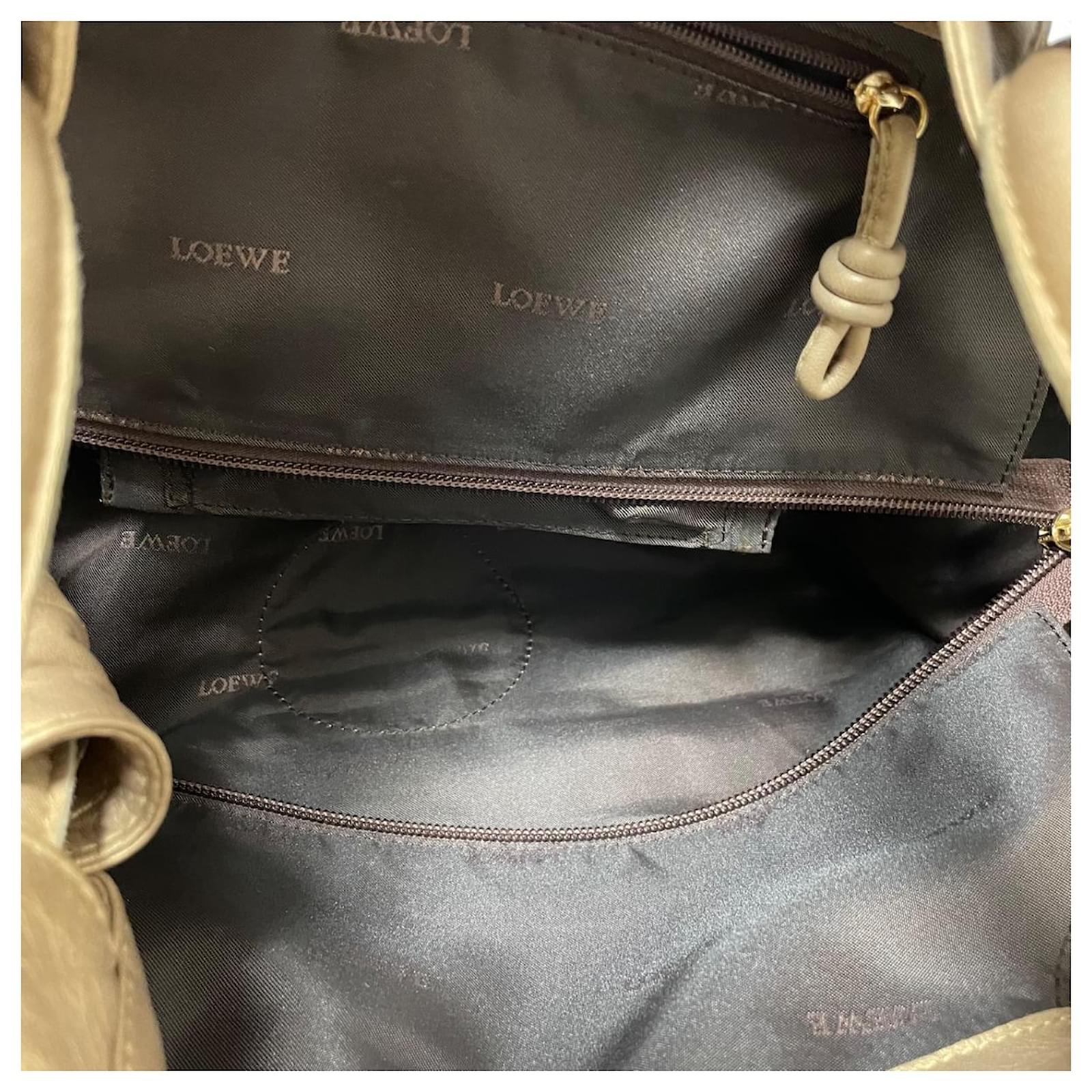 Loewe Nappa Beige Leather ref.634830 - Joli Closet