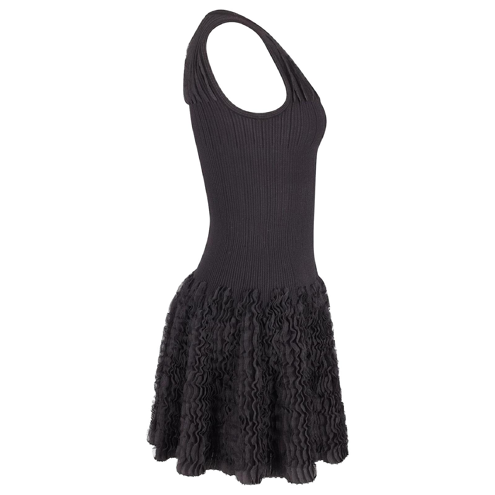 Alaïa Mini robe texturée sans manches Alaia en laine noire ref.641276 ...