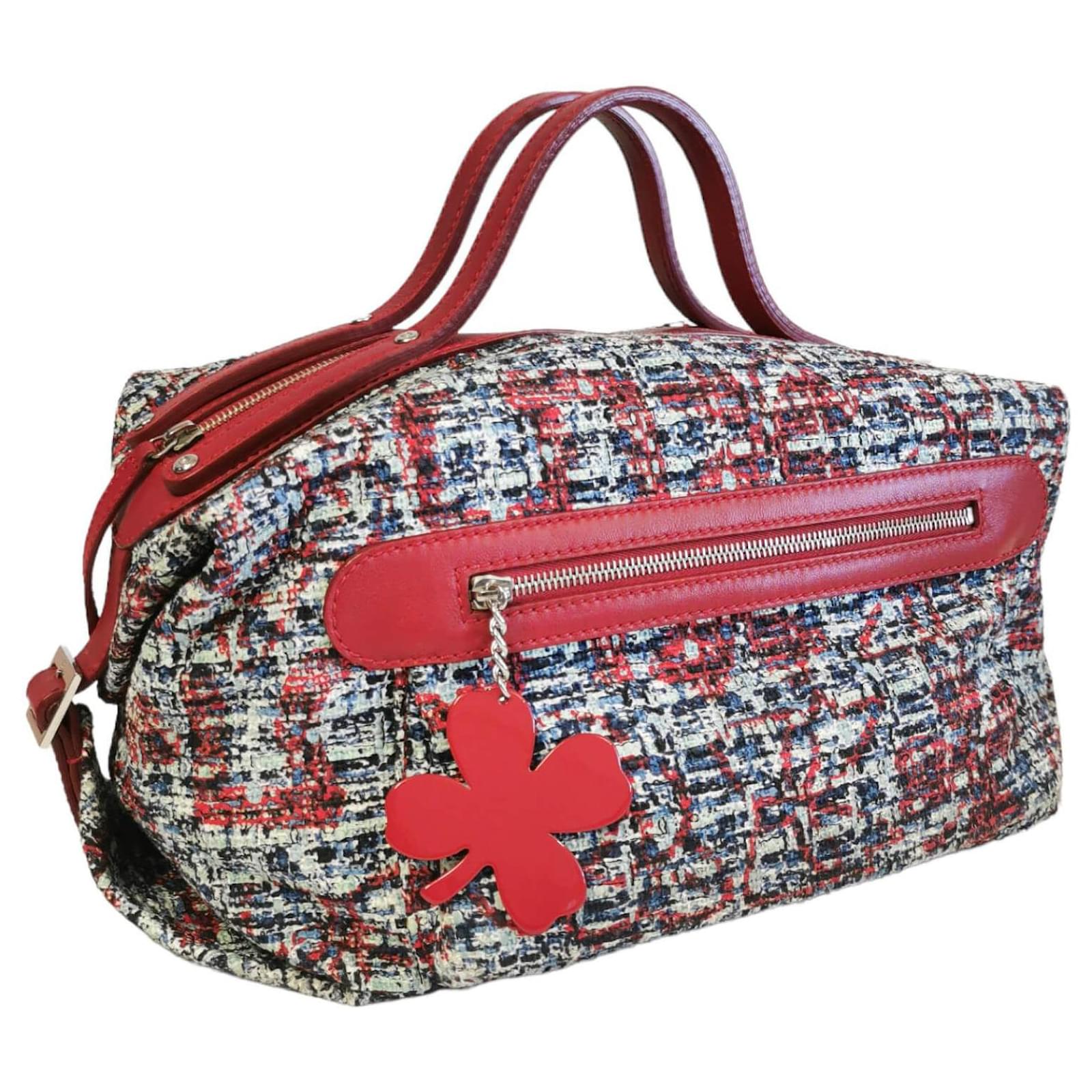 Chanel Duffle Bag Clover Red Tweed Silver Cotton ref.648900 - Joli Closet