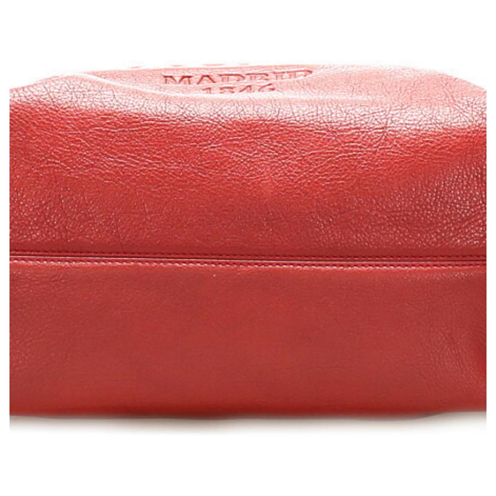 Loewe -- Red Leather ref.649605 - Joli Closet