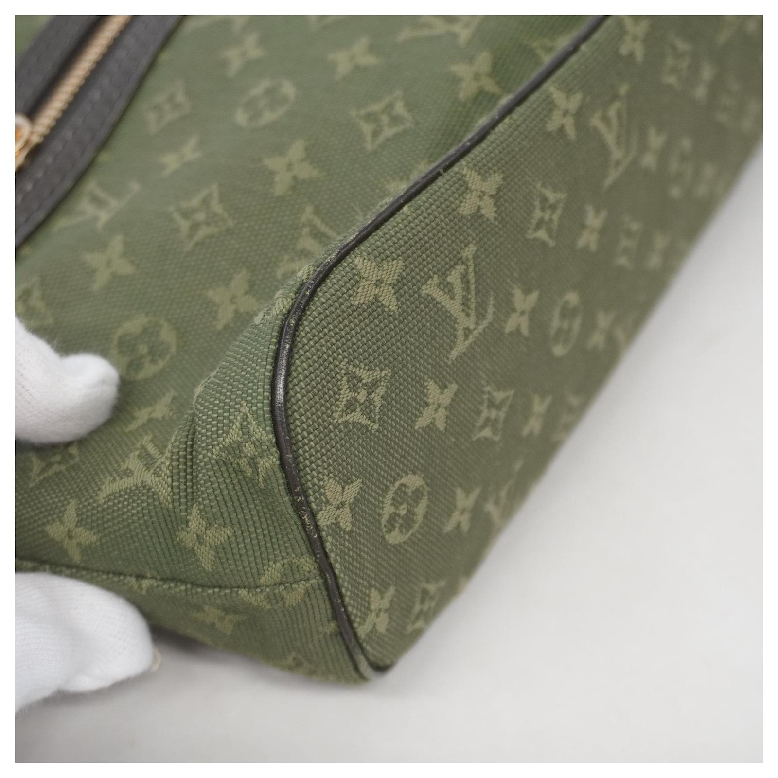 Louis Vuitton Lucille Grün Leinwand ref.650473 - Joli Closet