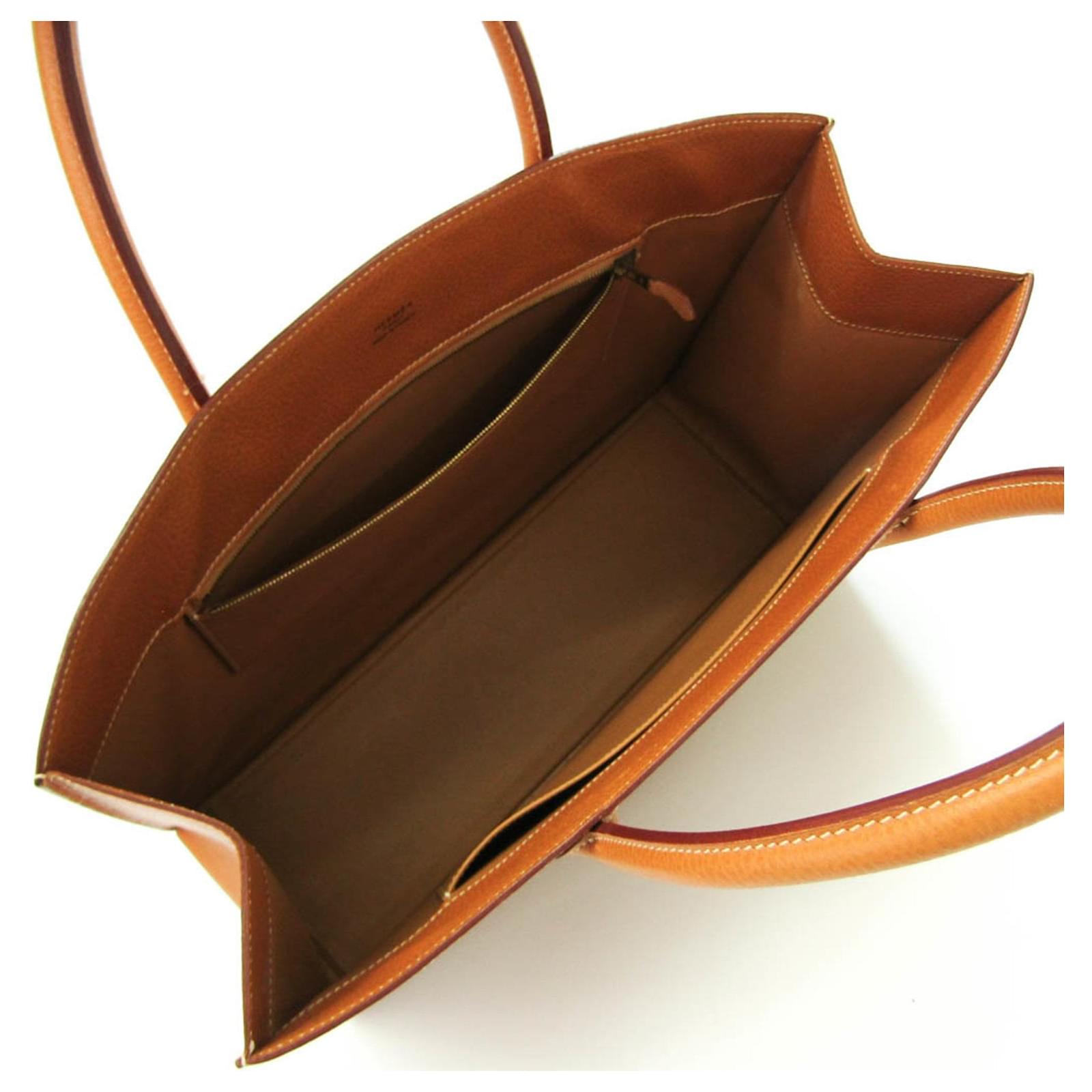 Hermès White Bus Leather ref.652073 - Joli Closet