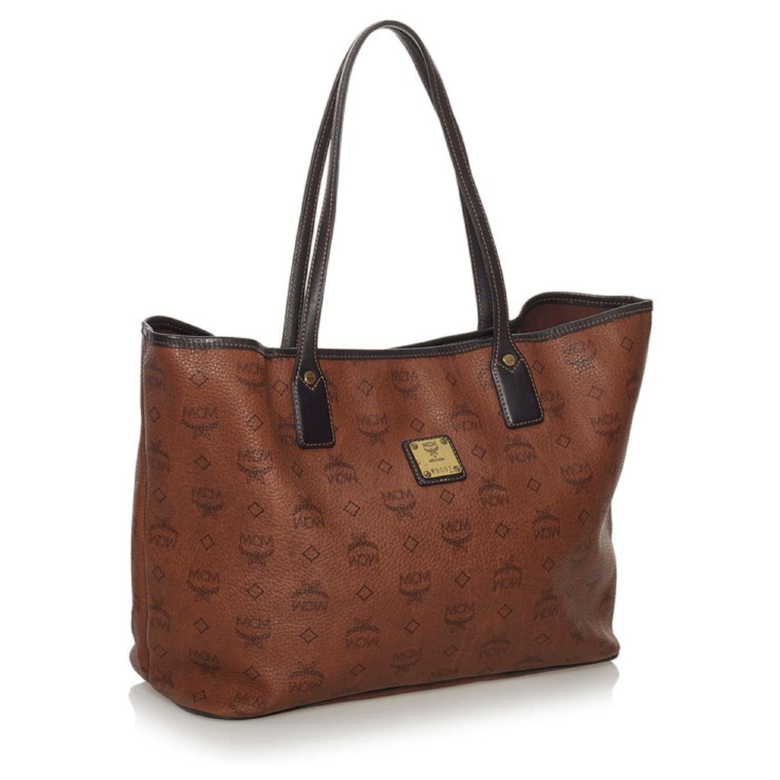 MCM Visetos Black Cloth ref.652691 - Joli Closet