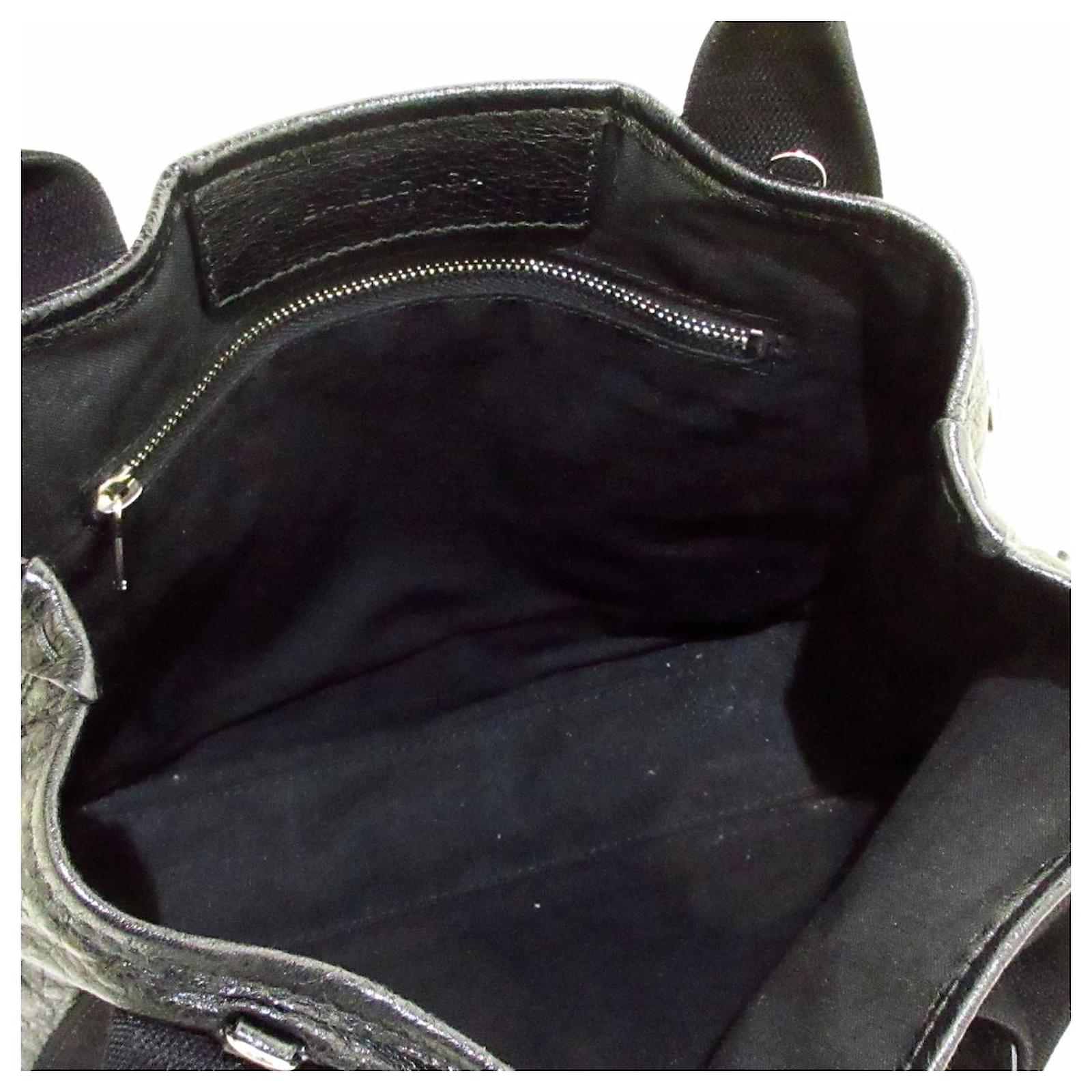 Balenciaga Navy Cabas Black Leather ref.663399 - Joli Closet