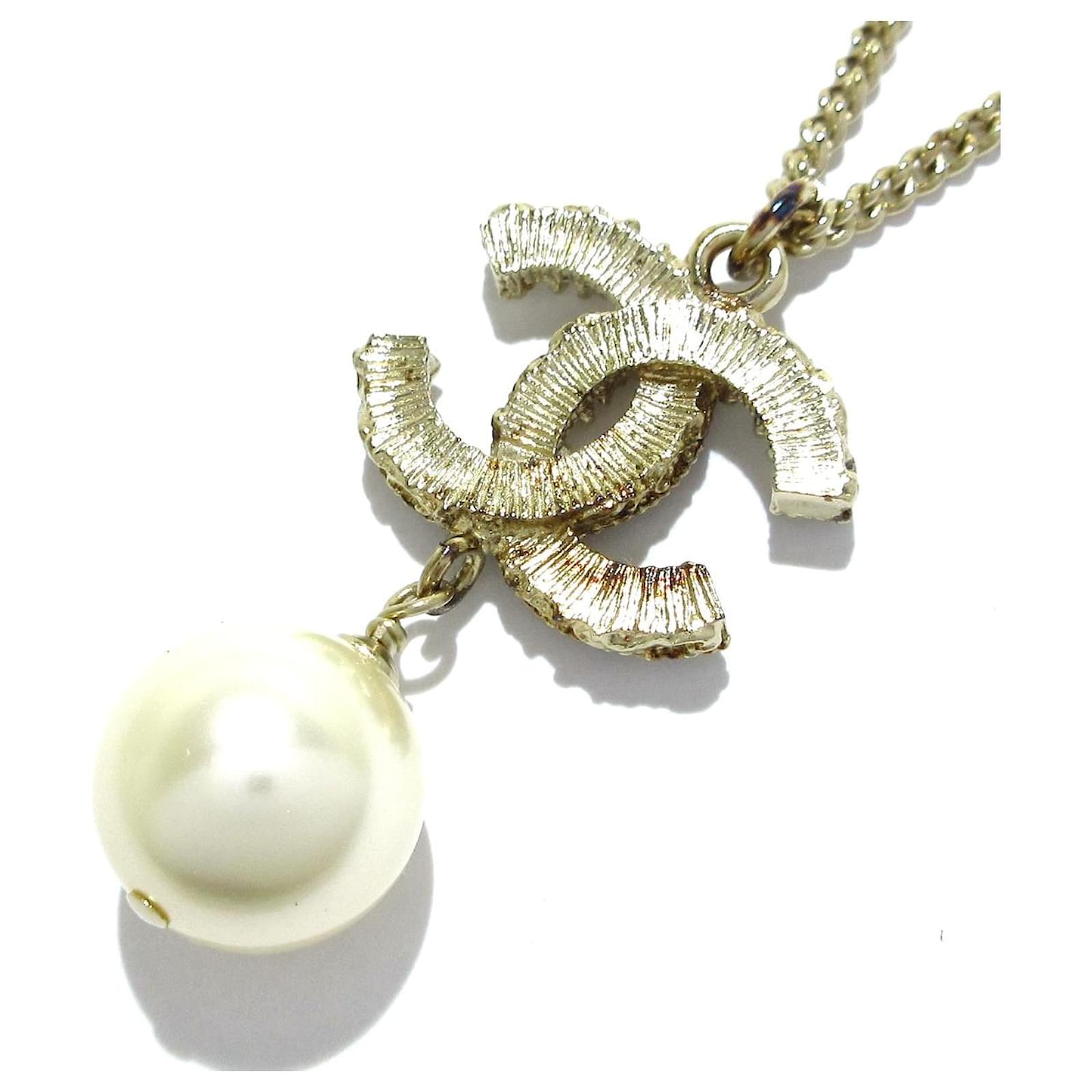 Chanel COCO Mark Métal Doré ref.670471 - Joli Closet