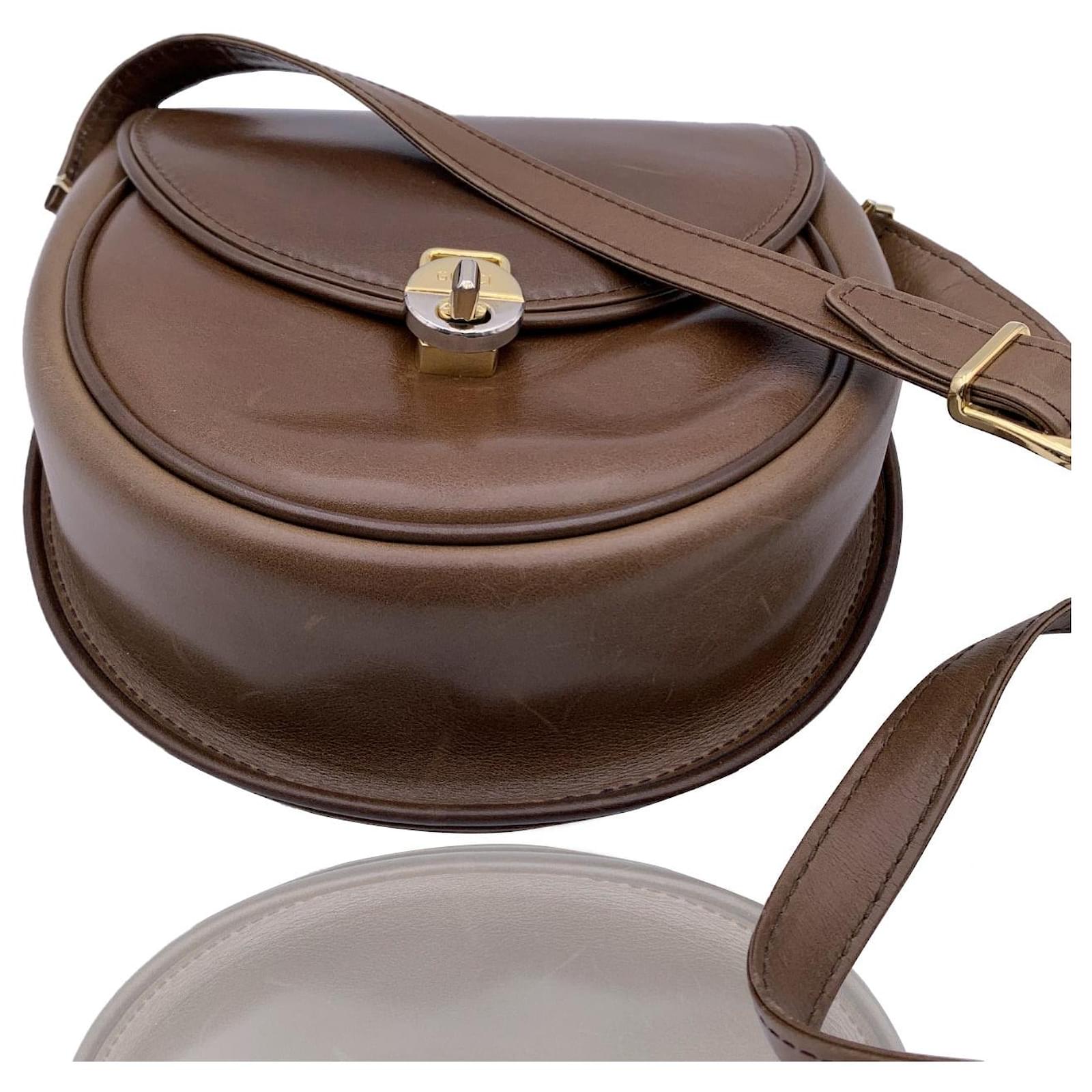 Gucci Vintage Brown Leather Turn Lock Crossbody Shoulder Bag ref.672735 ...