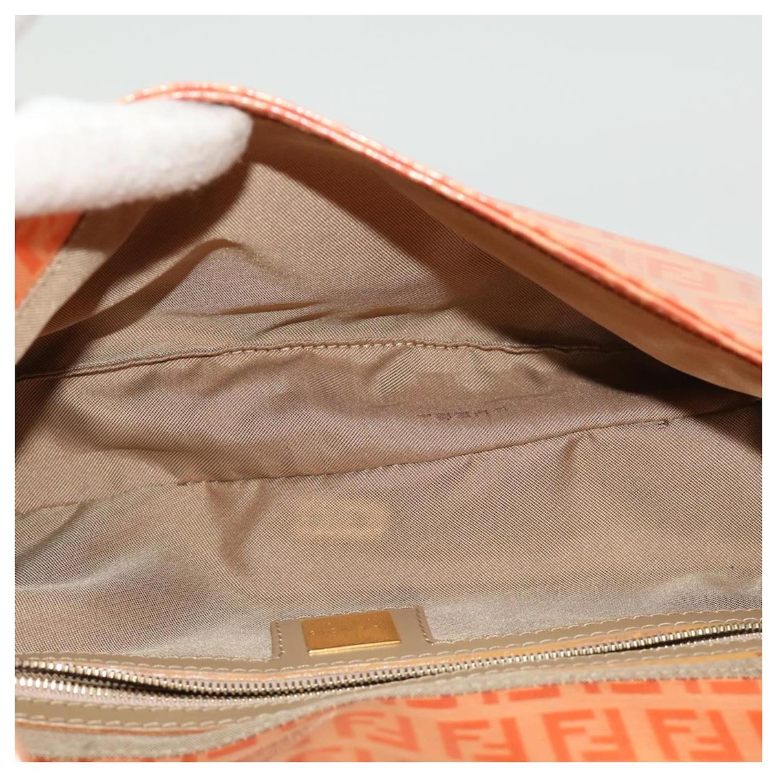 Fendi baguette Orange Plastic ref.672986 - Joli Closet