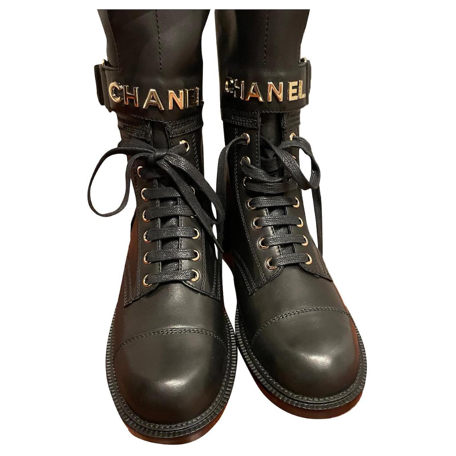 Cambon Chanel Boots Black Leather ref.681375 - Joli Closet