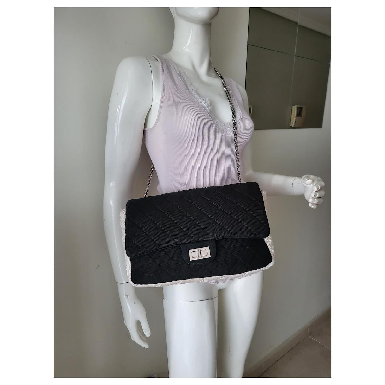 Chanel 2.55 Black White Pearl ref.683121 - Joli Closet