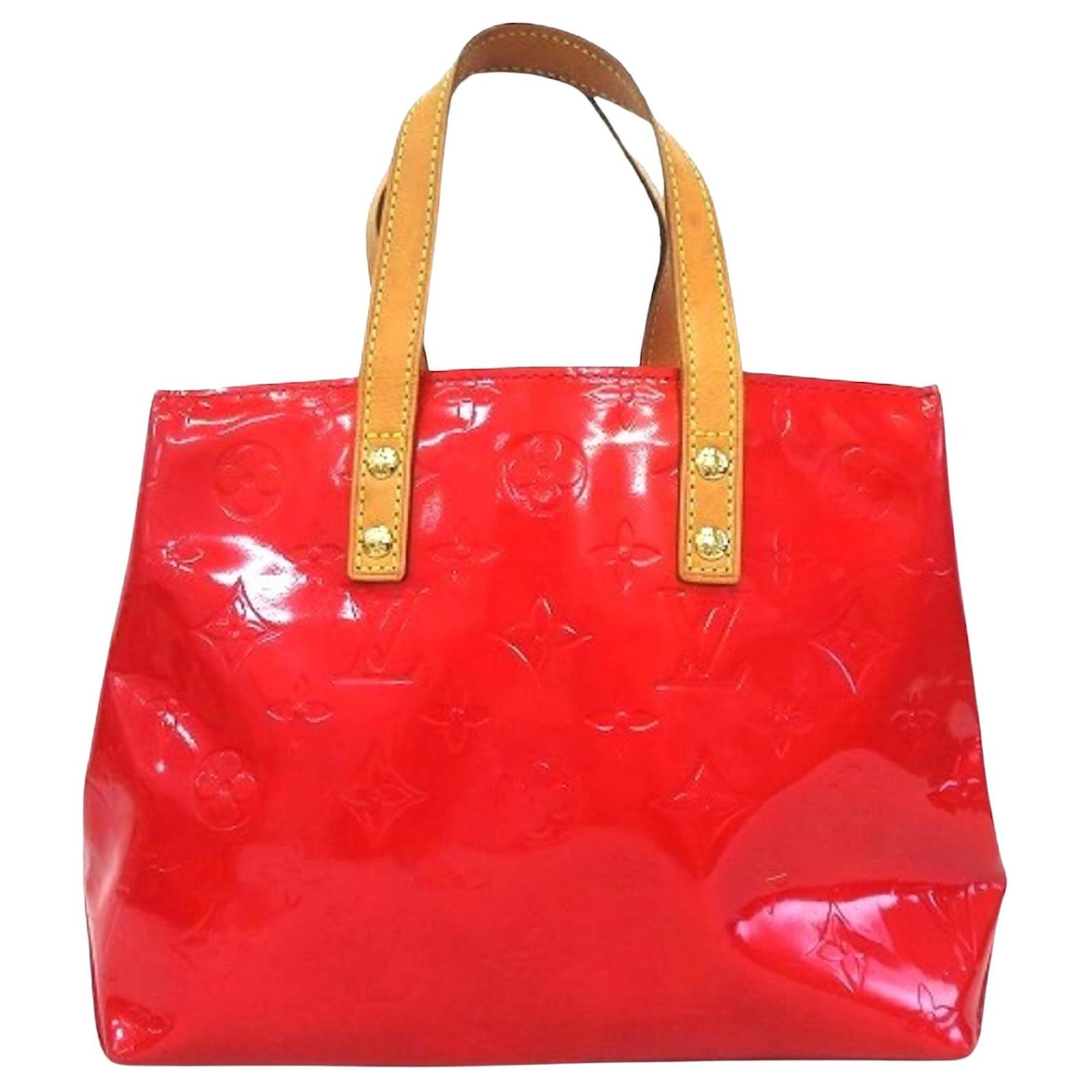 Louis Vuitton Reade Red Patent leather ref.687215 - Joli Closet