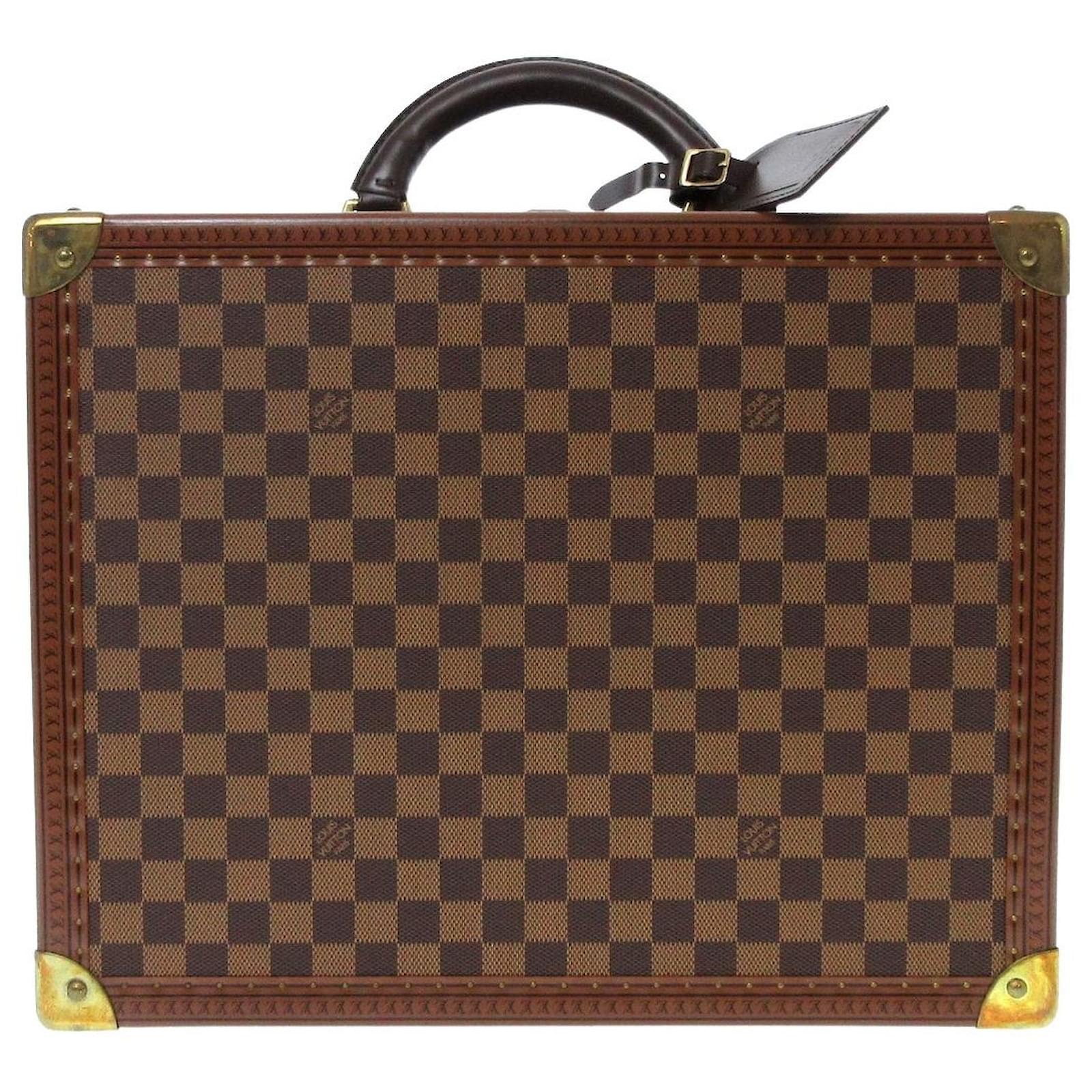 Louis Vuitton Cotteville 40 Brown Cloth ref.690595 - Joli Closet
