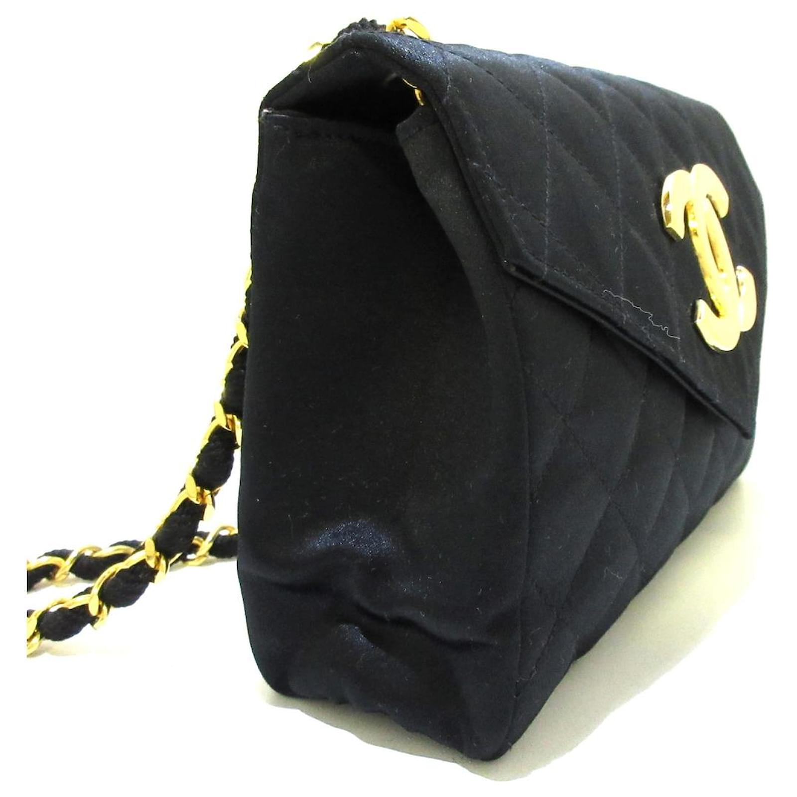 Chanel Matrasse Black Synthetic ref.692189 - Joli Closet