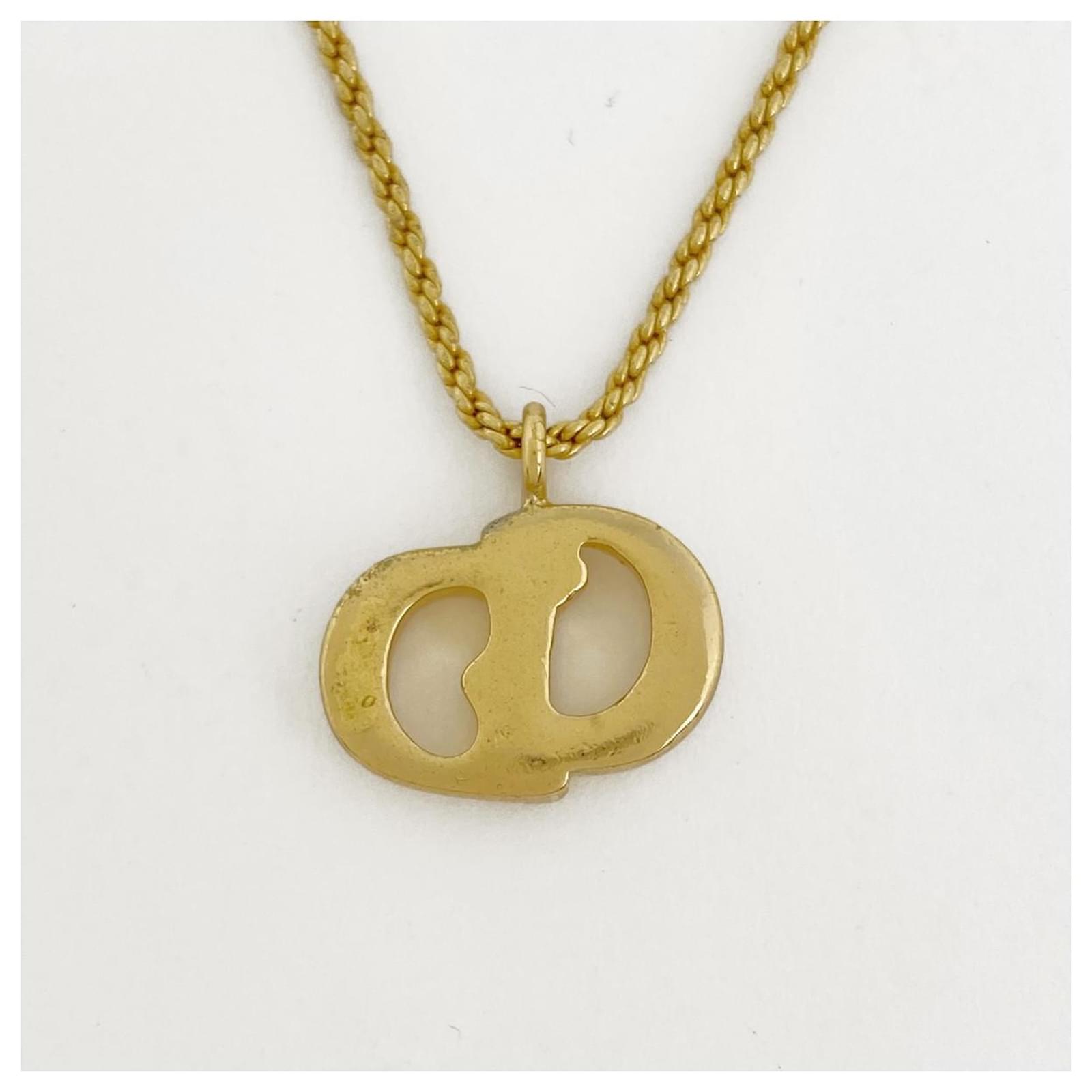 *Christian Dior CD-Logo Necklace Golden Gold-plated ref.695816 - Joli ...