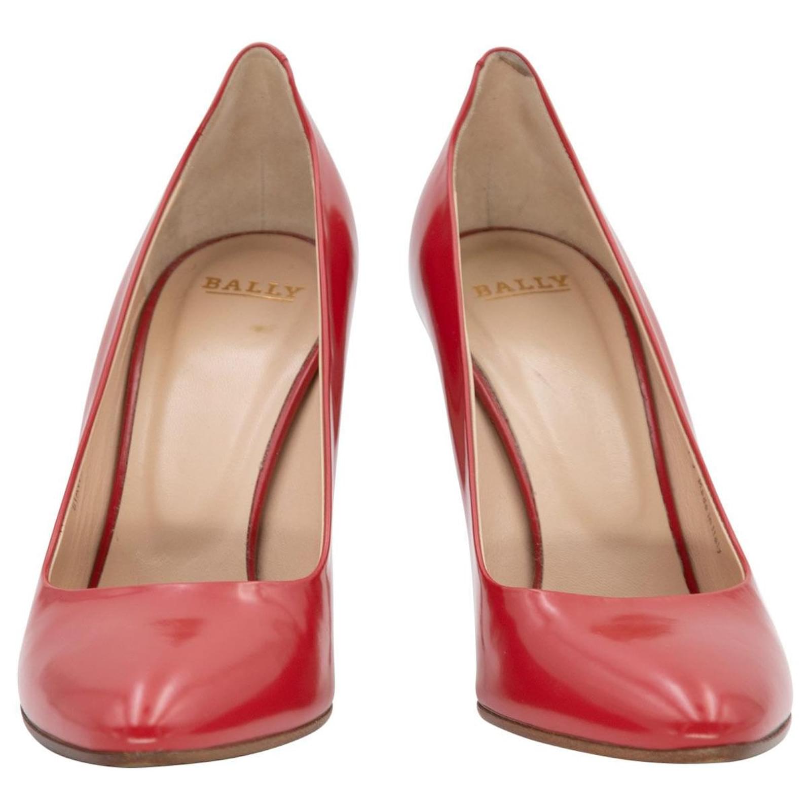 Bally pumps in red patent leather ref.698452 - Joli Closet
