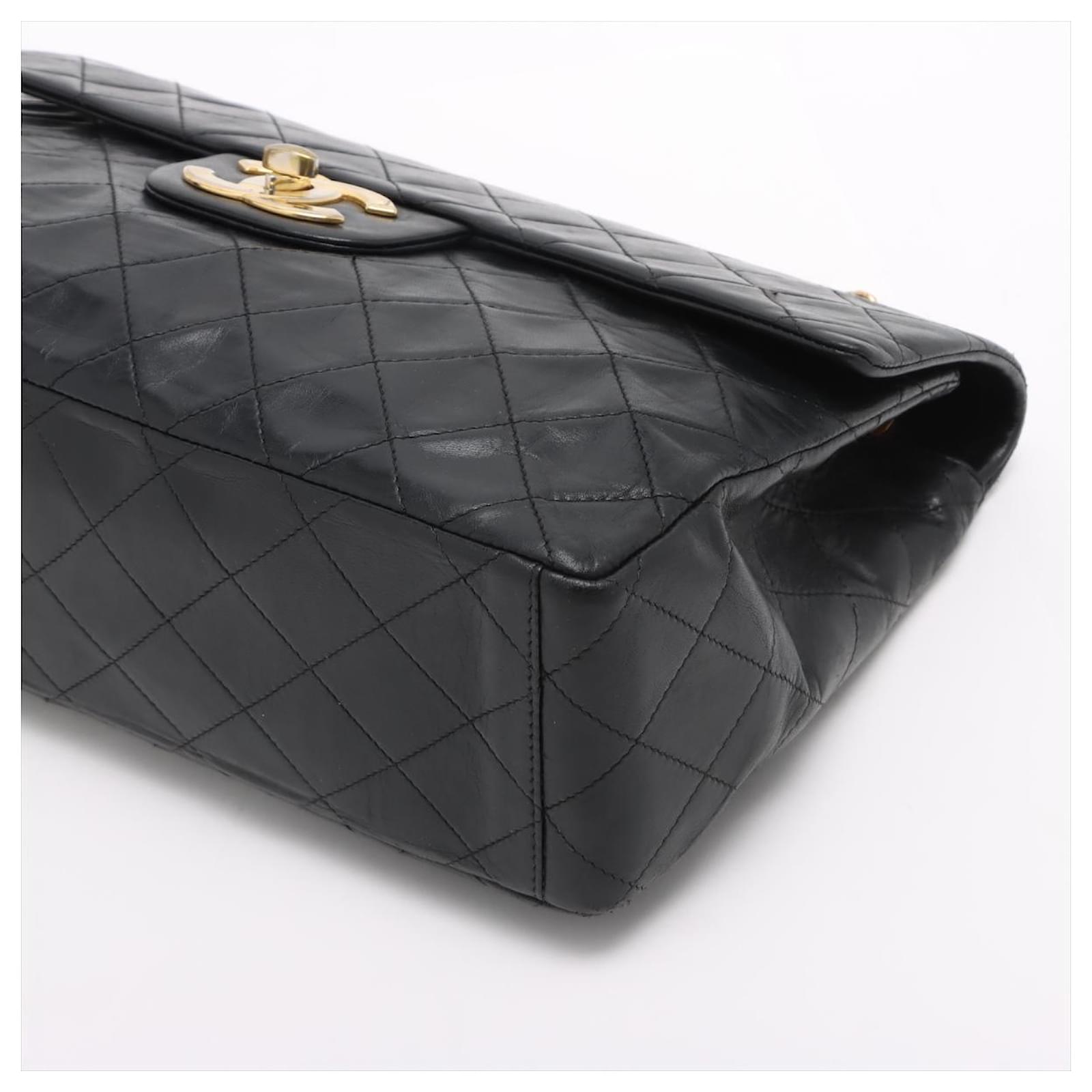 Chanel Jumbo Black Leather ref.704637 - Joli Closet