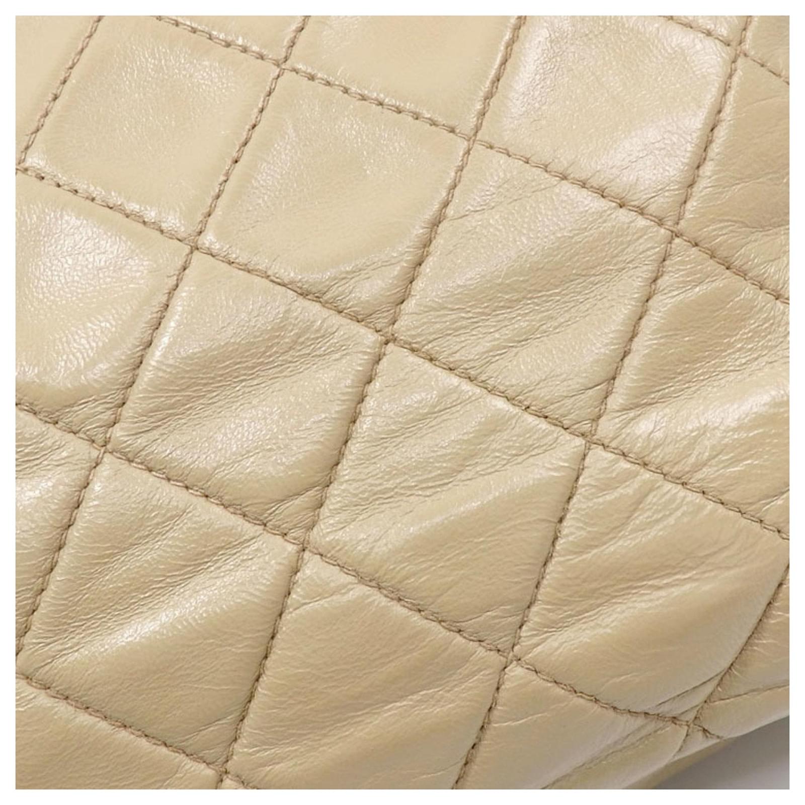 Chanel camera Beige Leather ref.706725 - Joli Closet