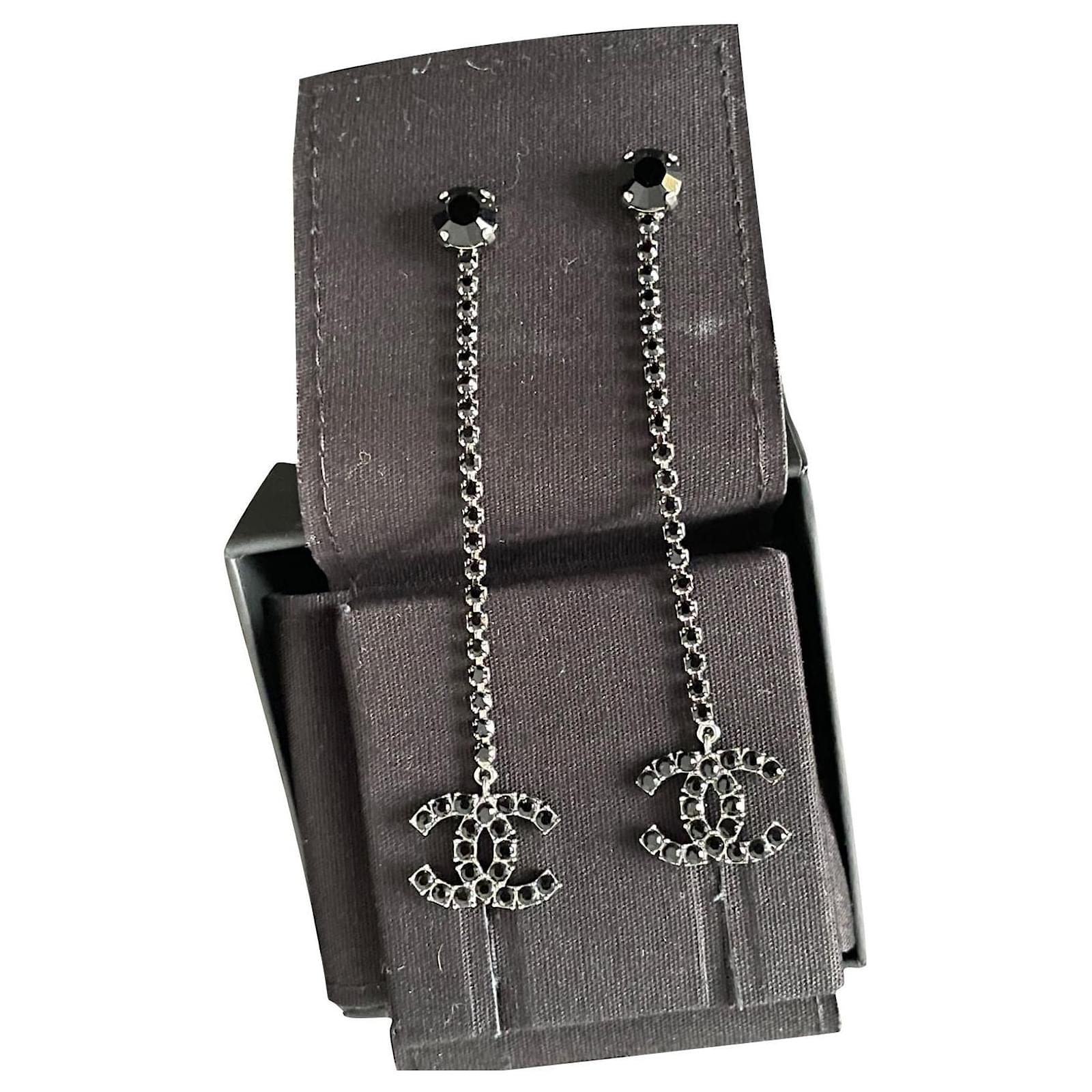 Chanel Boucles d'oreilles Acier Noir ref.708049 - Joli Closet