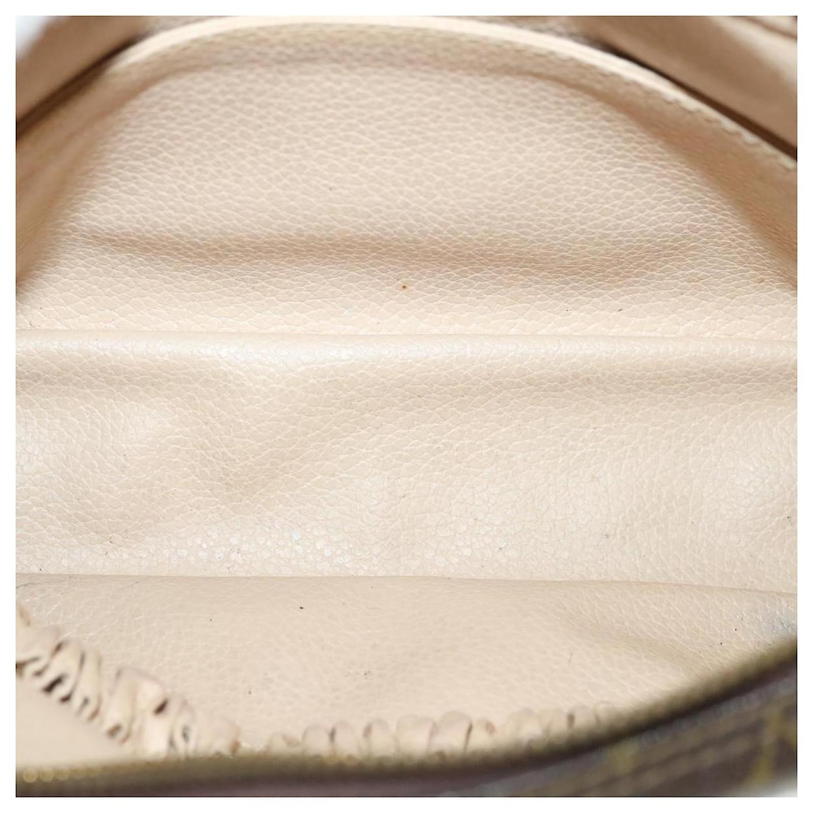 Louis Vuitton Truth Toilette 23 Brown Cloth ref.709448 - Joli Closet