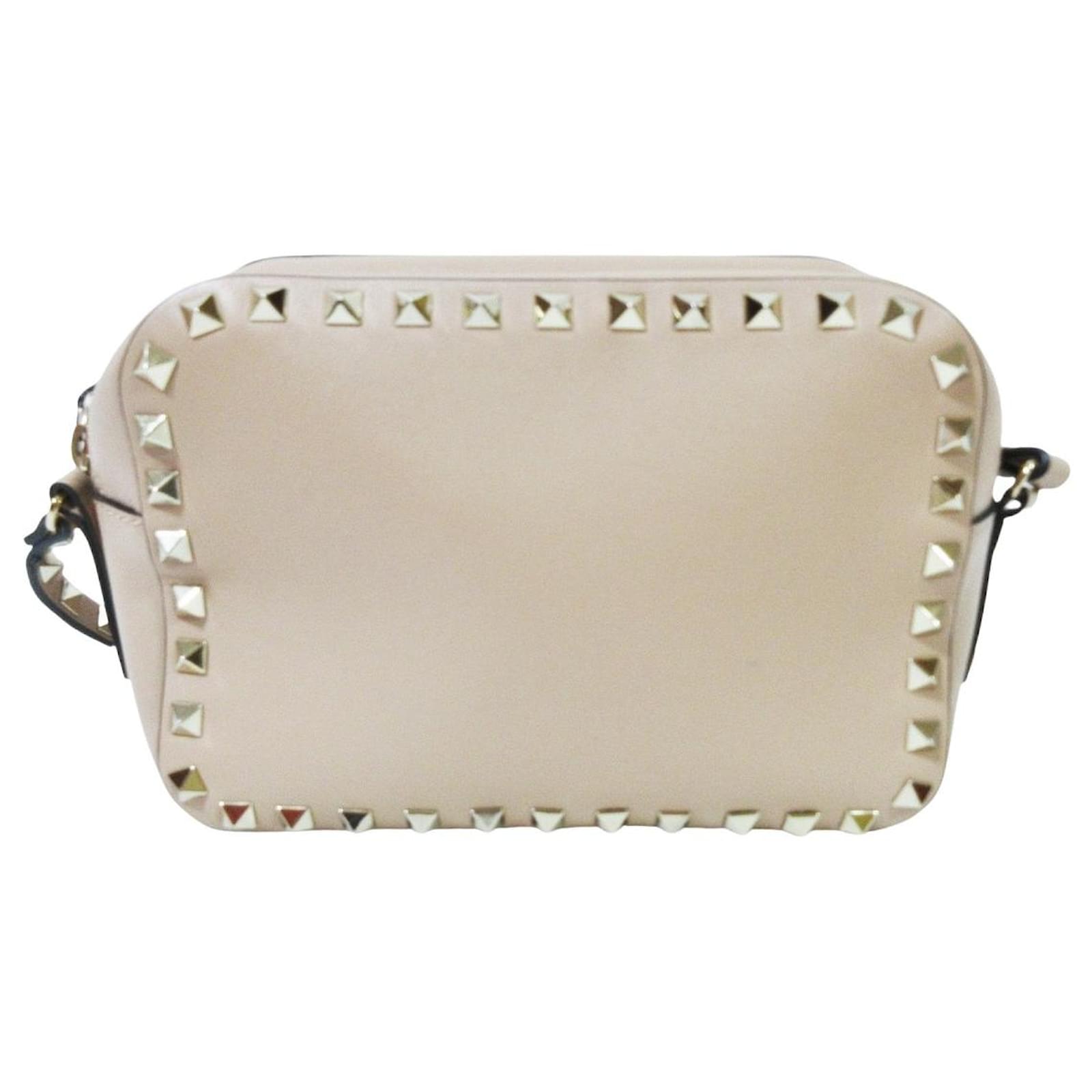 Valentino Garavani Rockstud Beige Leather ref.709926 - Joli Closet