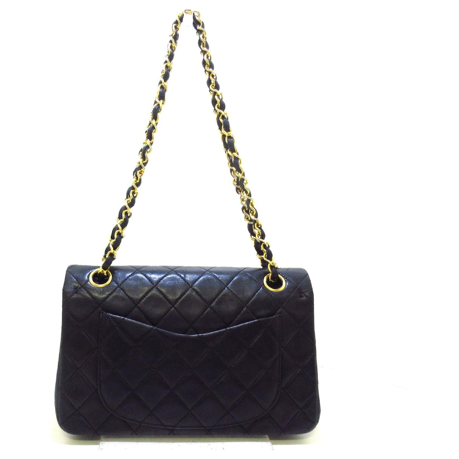 Chanel Classic Flap Black Leather ref.712551 - Joli Closet