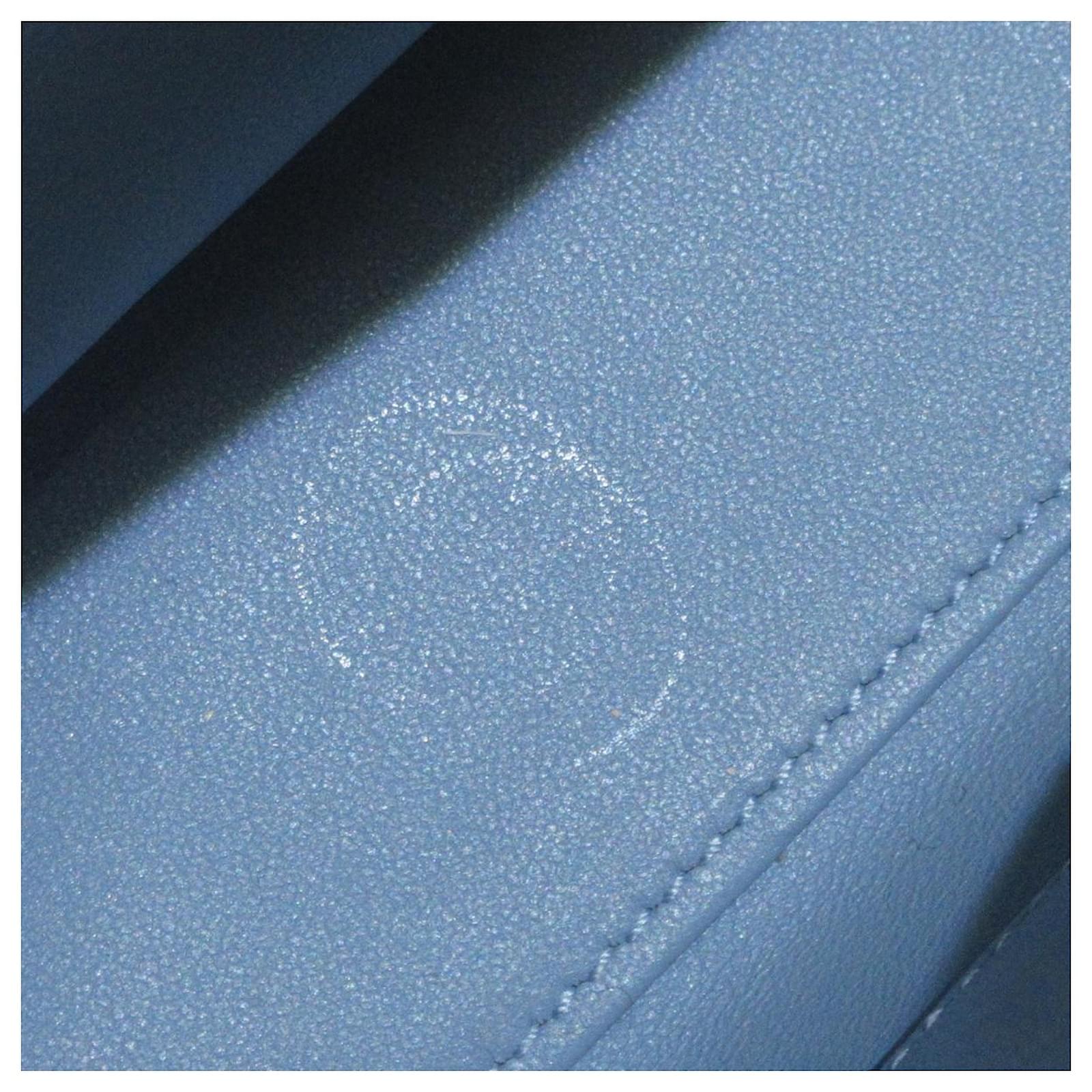 Dior Lady Dior Cuir Argenté ref.712744 - Joli Closet