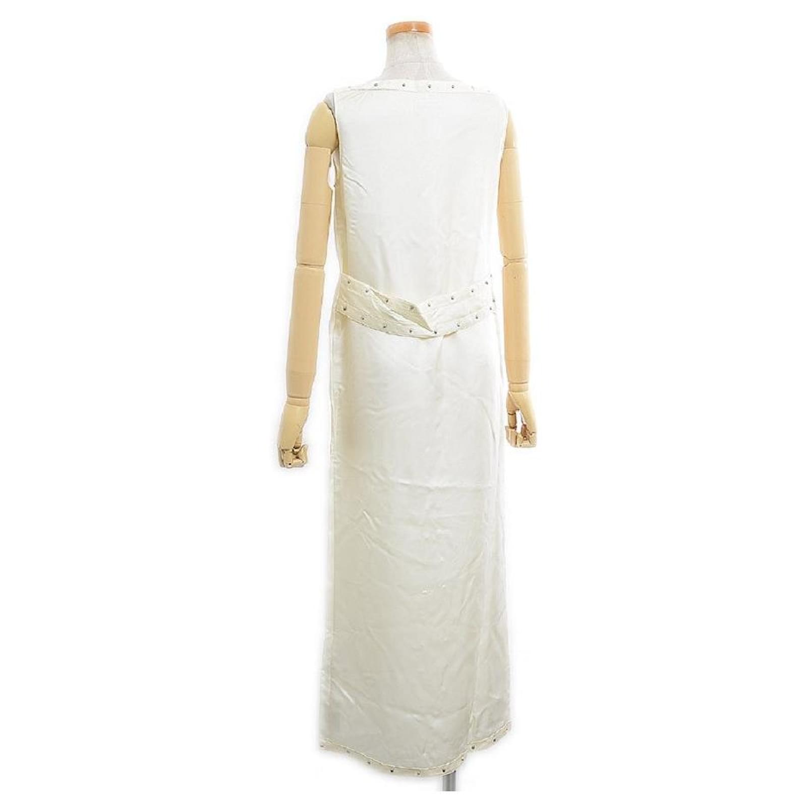 Hermès *Robe colonne HERMES fendue clous Soie Blanc ref.714311 - Joli ...