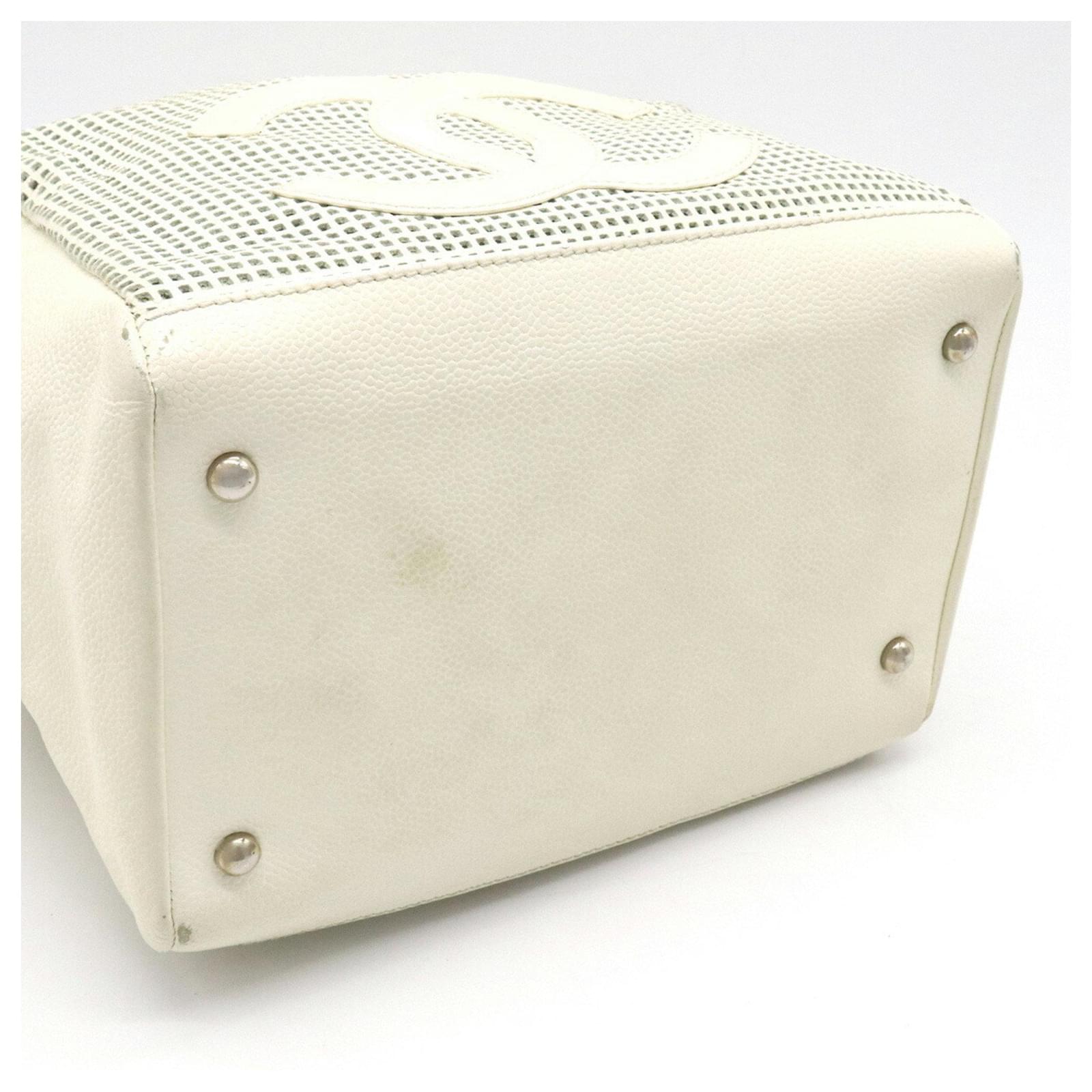 Chanel Coco Handle White Leather ref.717113 - Joli Closet