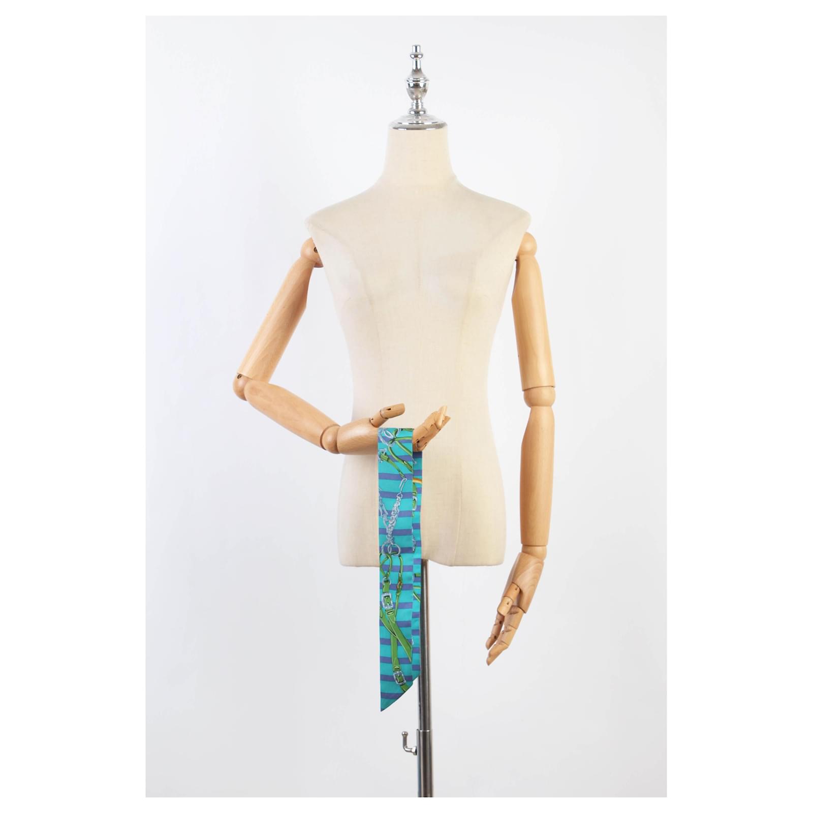 hermès Brides de Gala Silk Twilly Scarf blue Metal ref.717713 - Joli Closet