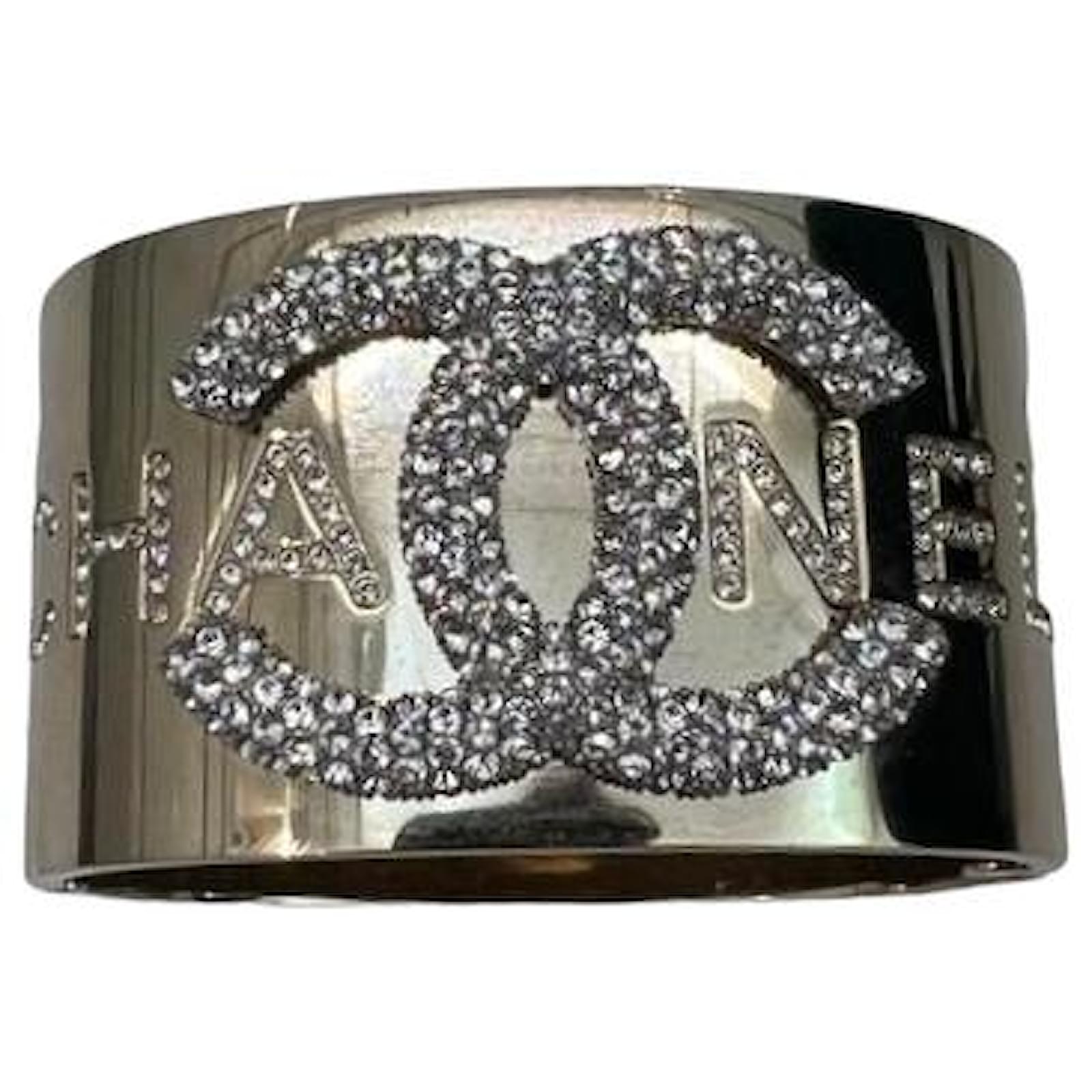 Chanel Bracelets Golden Metal ref.718911 - Joli Closet