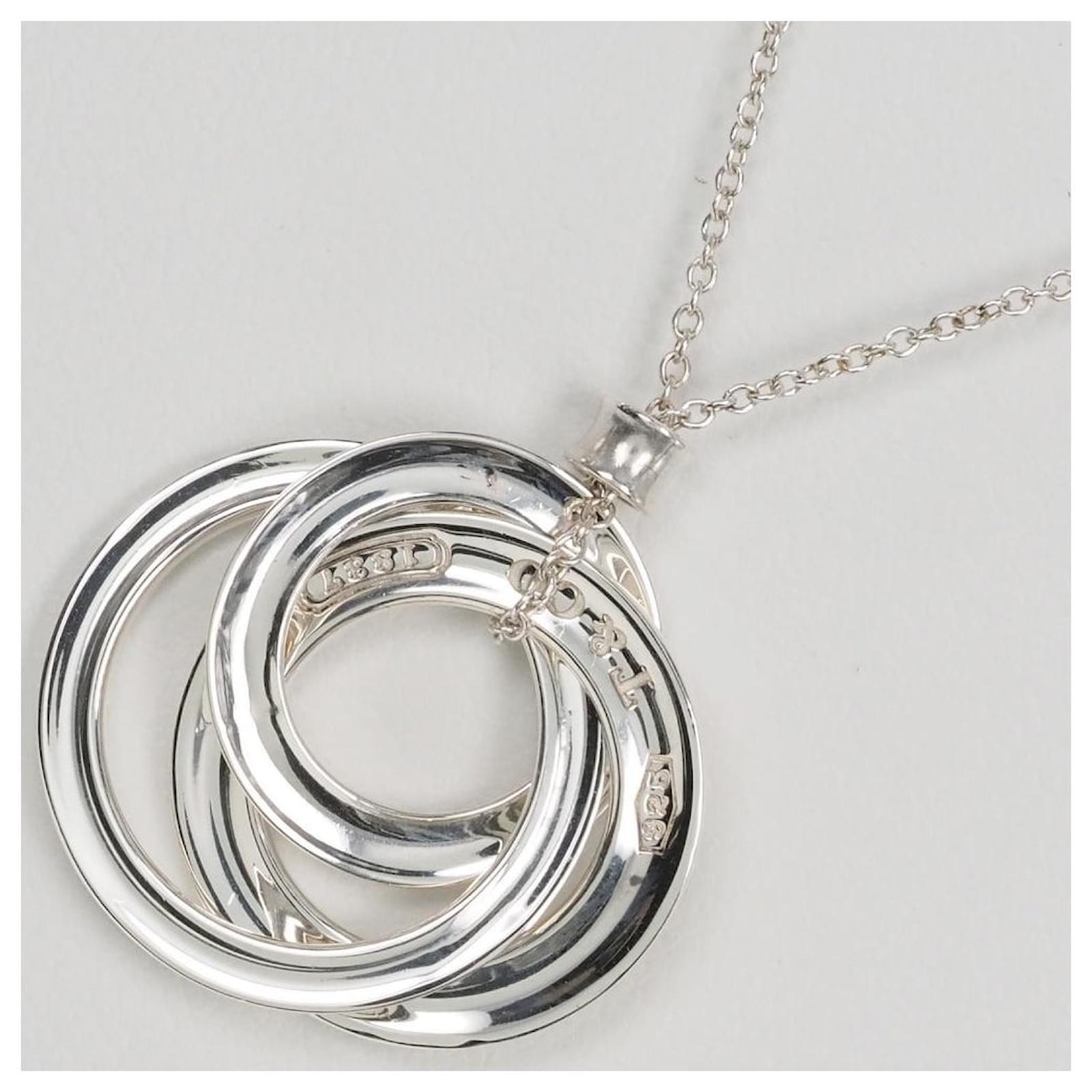 TIFFANY & CO. Interlocking Circles Silvery Silver ref.719634 - Joli Closet