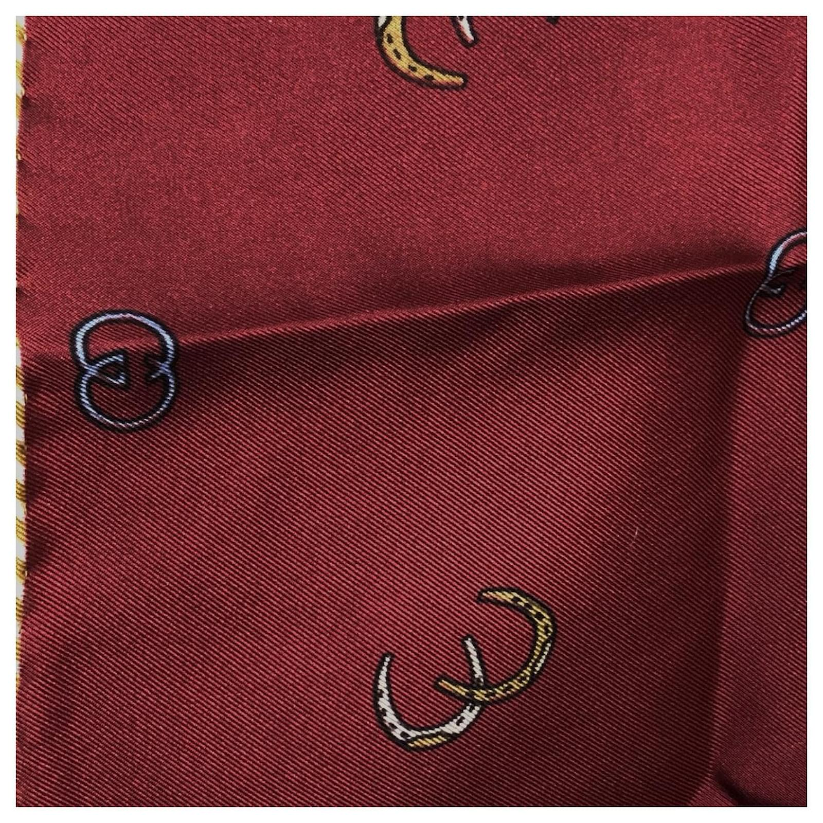 gucci Red Silk ref.723562 - Joli Closet