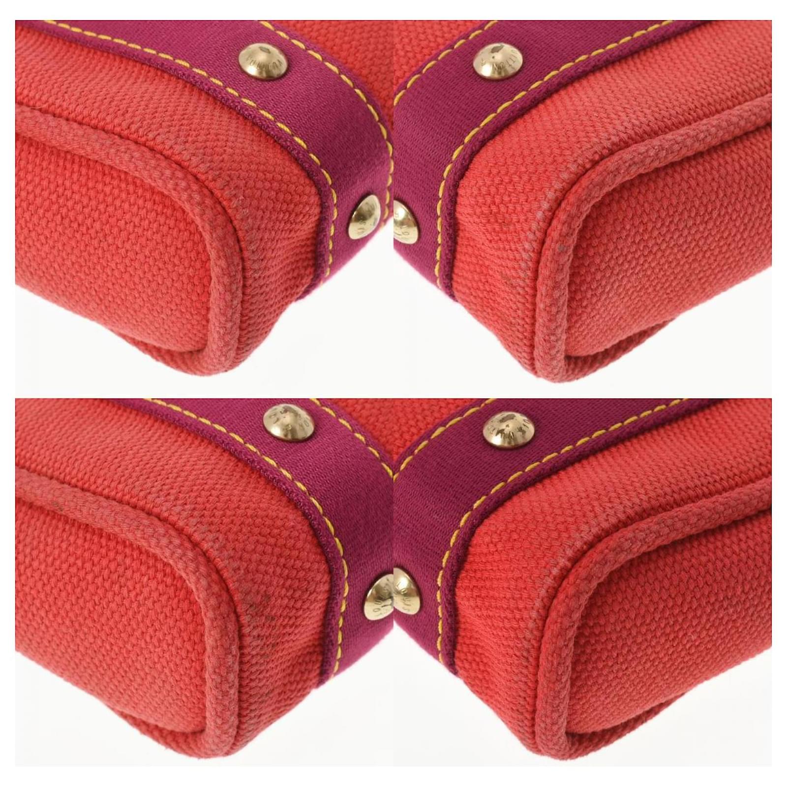 Louis Vuitton Antigua Red Cloth ref.725001 - Joli Closet