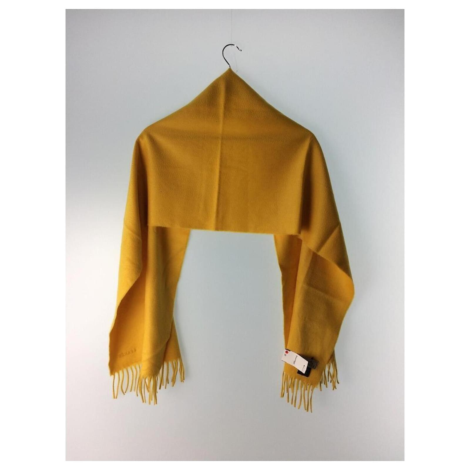 Hermès HERMES Muffler Yellow Cashmere ref.730422 - Joli Closet
