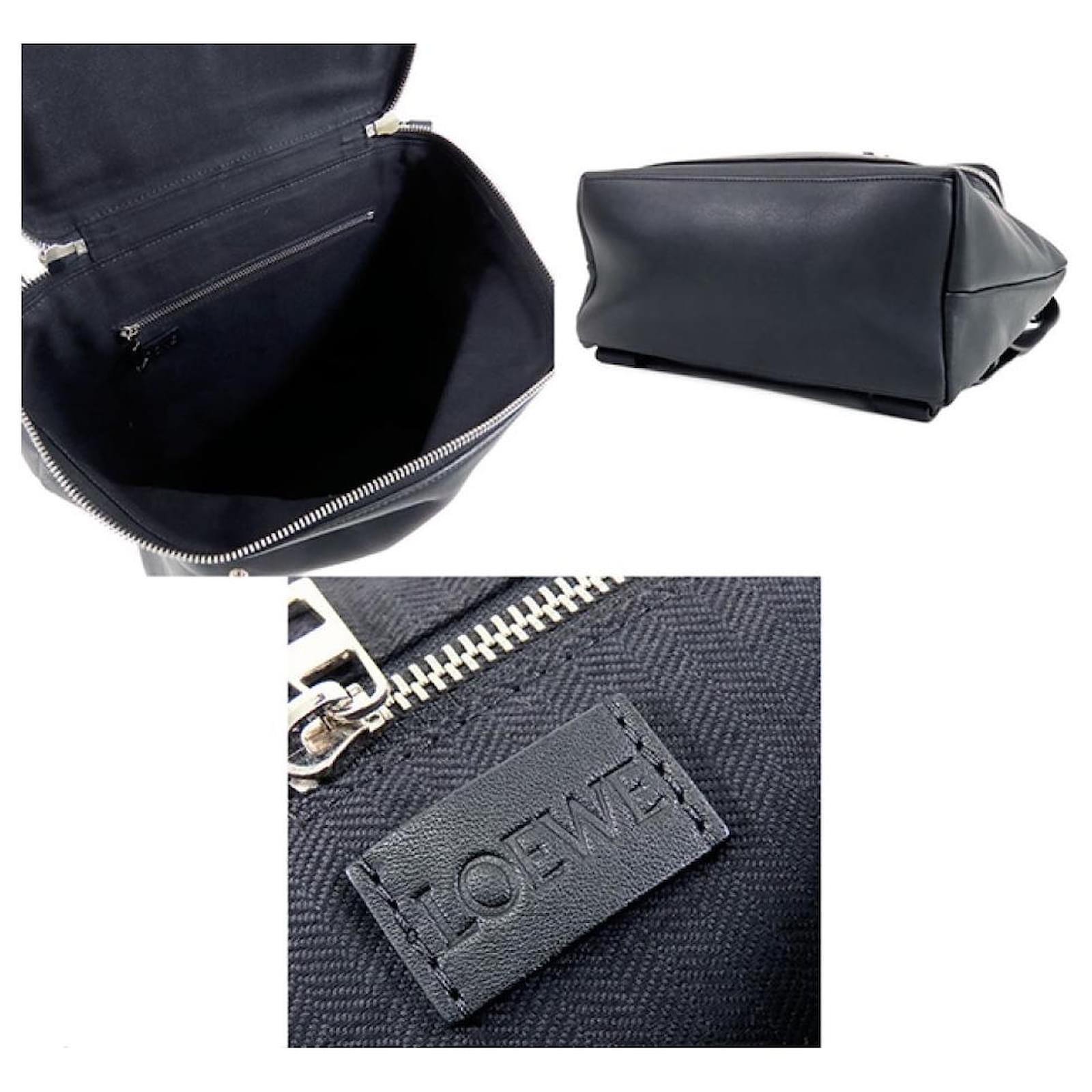 Loewe Backpack Black Leather ref.730563 - Joli Closet