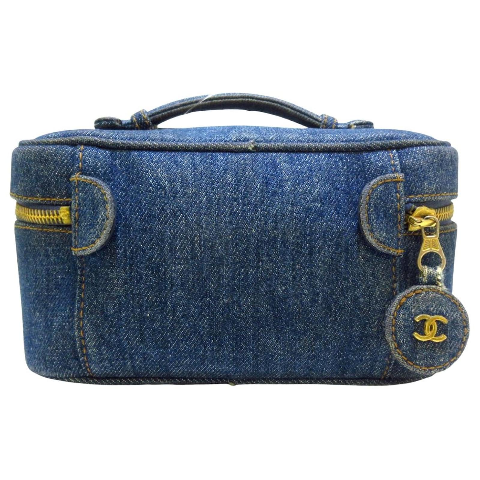Chanel Vanity Blue Denim ref.731236 - Joli Closet