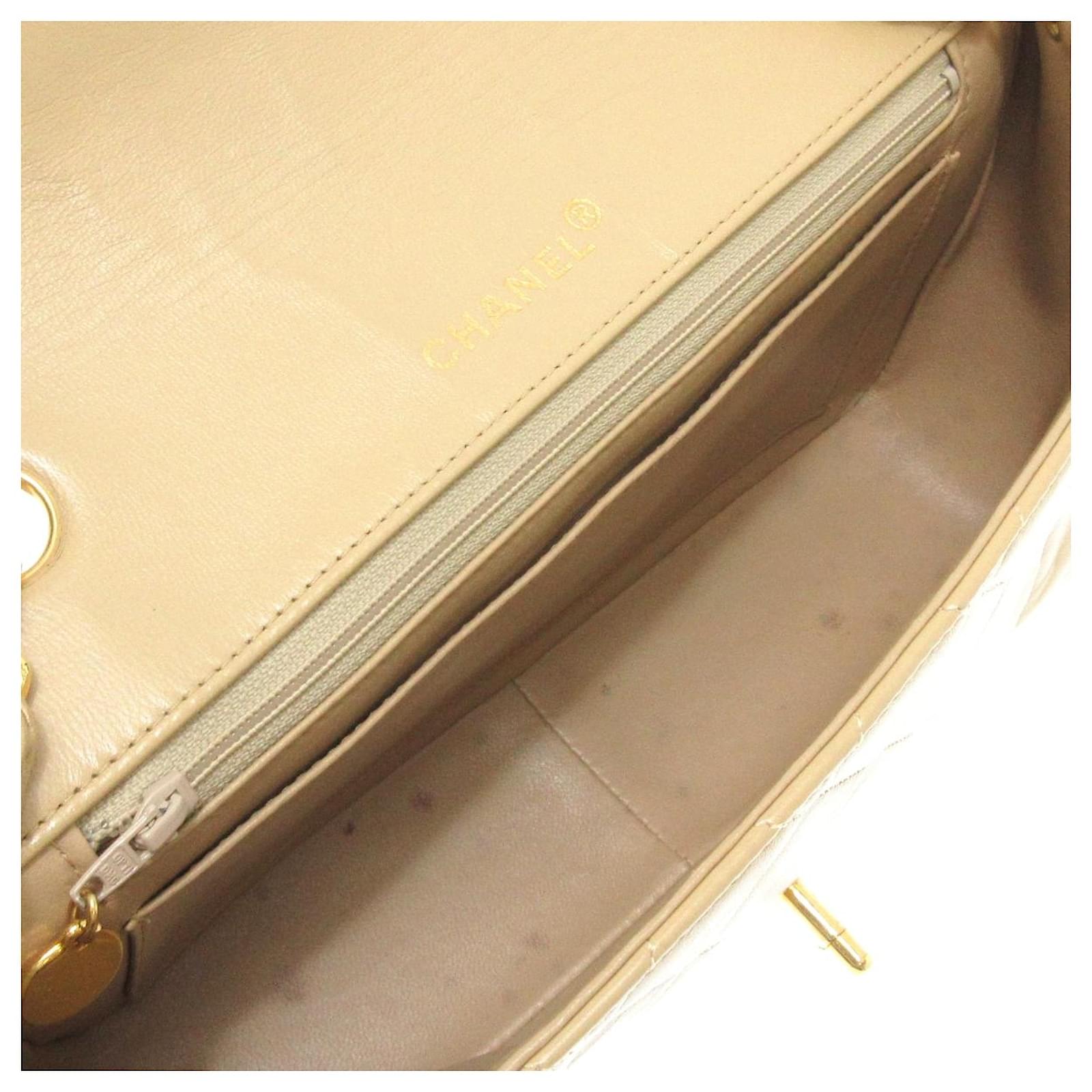 Chanel Diana Beige Leather ref.731734 - Joli Closet