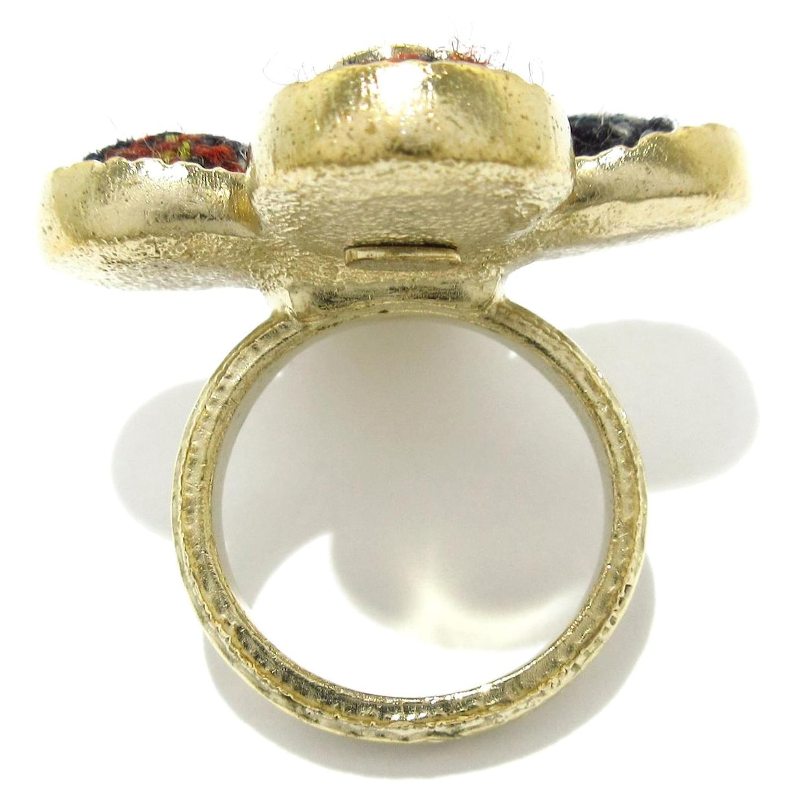 Chanel COCO Mark Golden Metal ref.735436 - Joli Closet