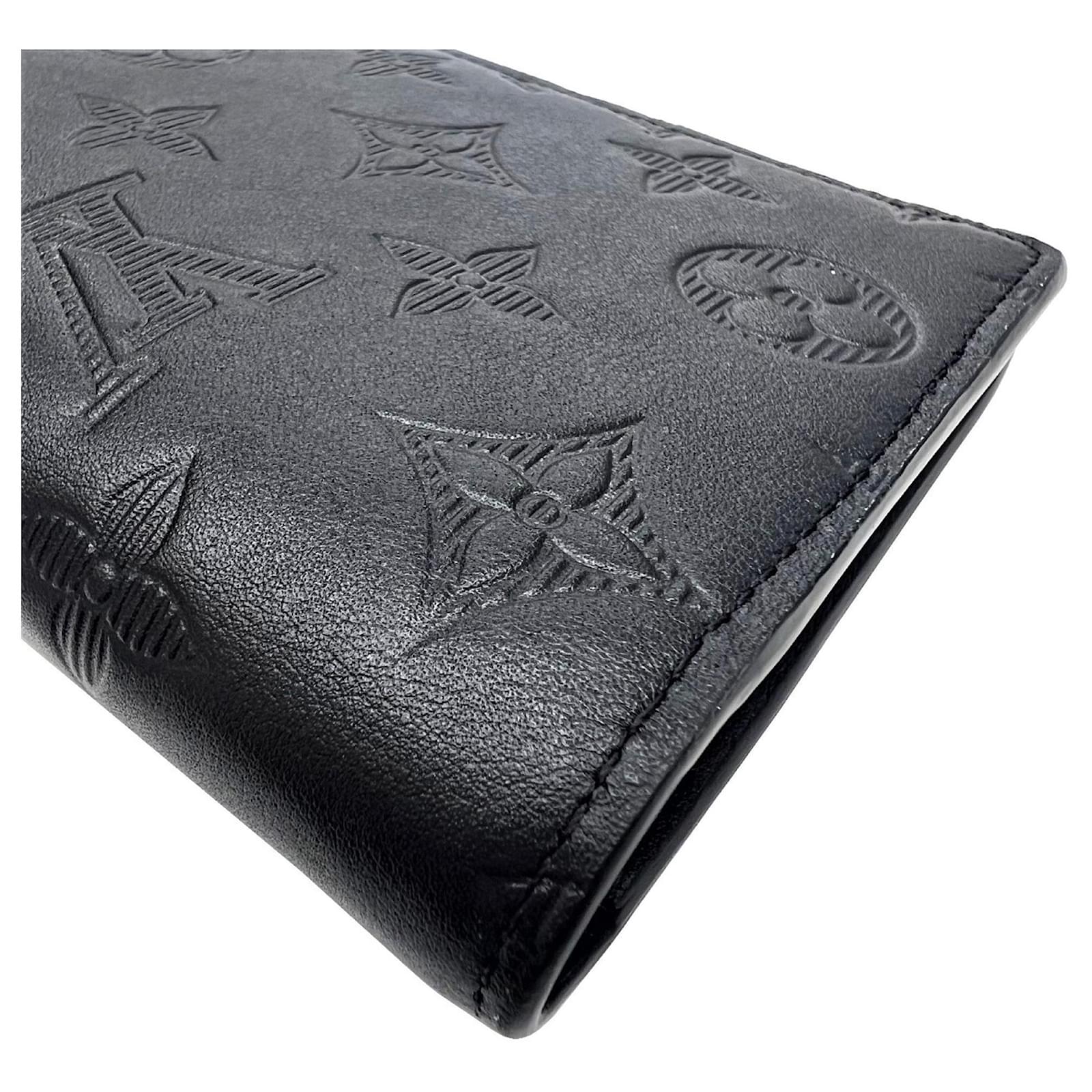 Louis Vuitton Brazza Black Leather ref.737788 - Joli Closet