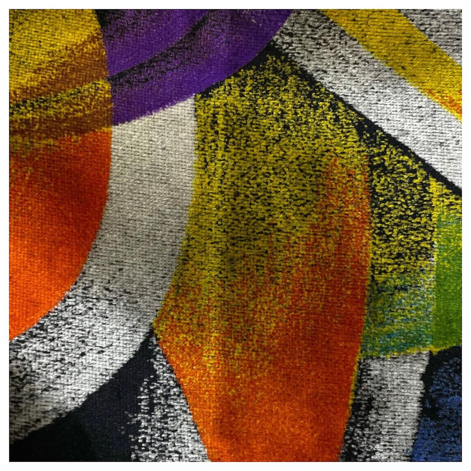 VERSACE Multiple colors Silk ref.737805 - Joli Closet