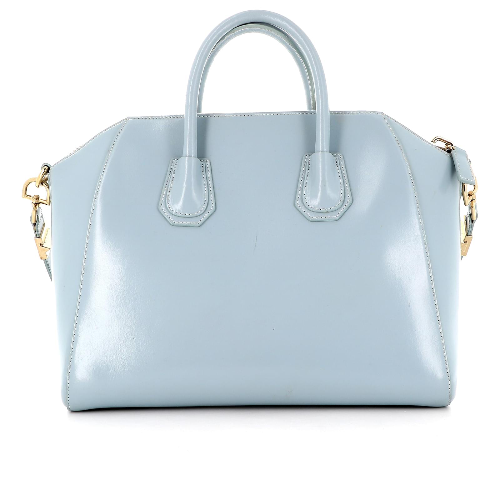 Givenchy antigona Light blue Patent leather ref.737997 - Joli Closet