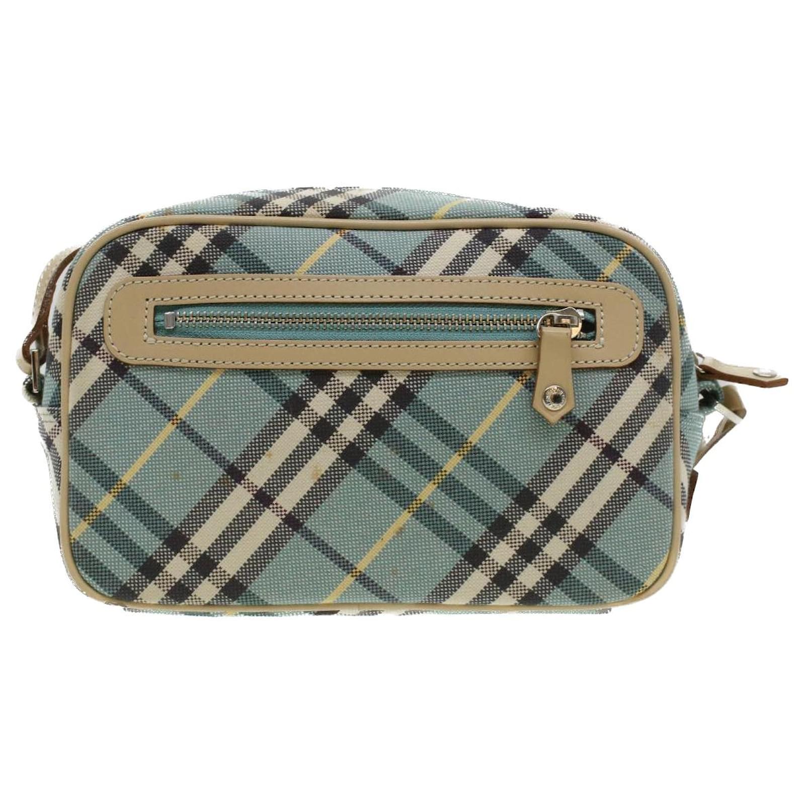 BURBERRY Light blue Synthetic ref.741584 - Joli Closet