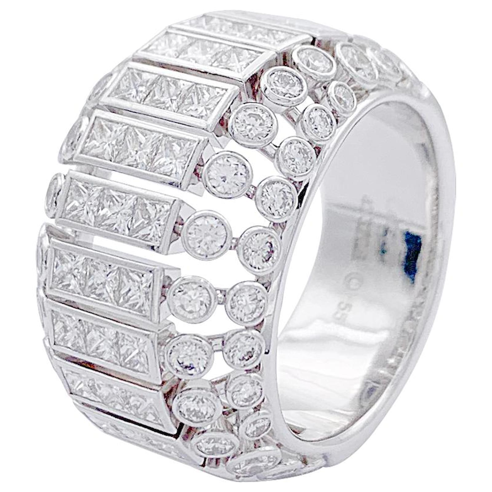 Cartier ring, "Crown", WHITE GOLD, diamants. Diamond ref.743049 - Joli ...
