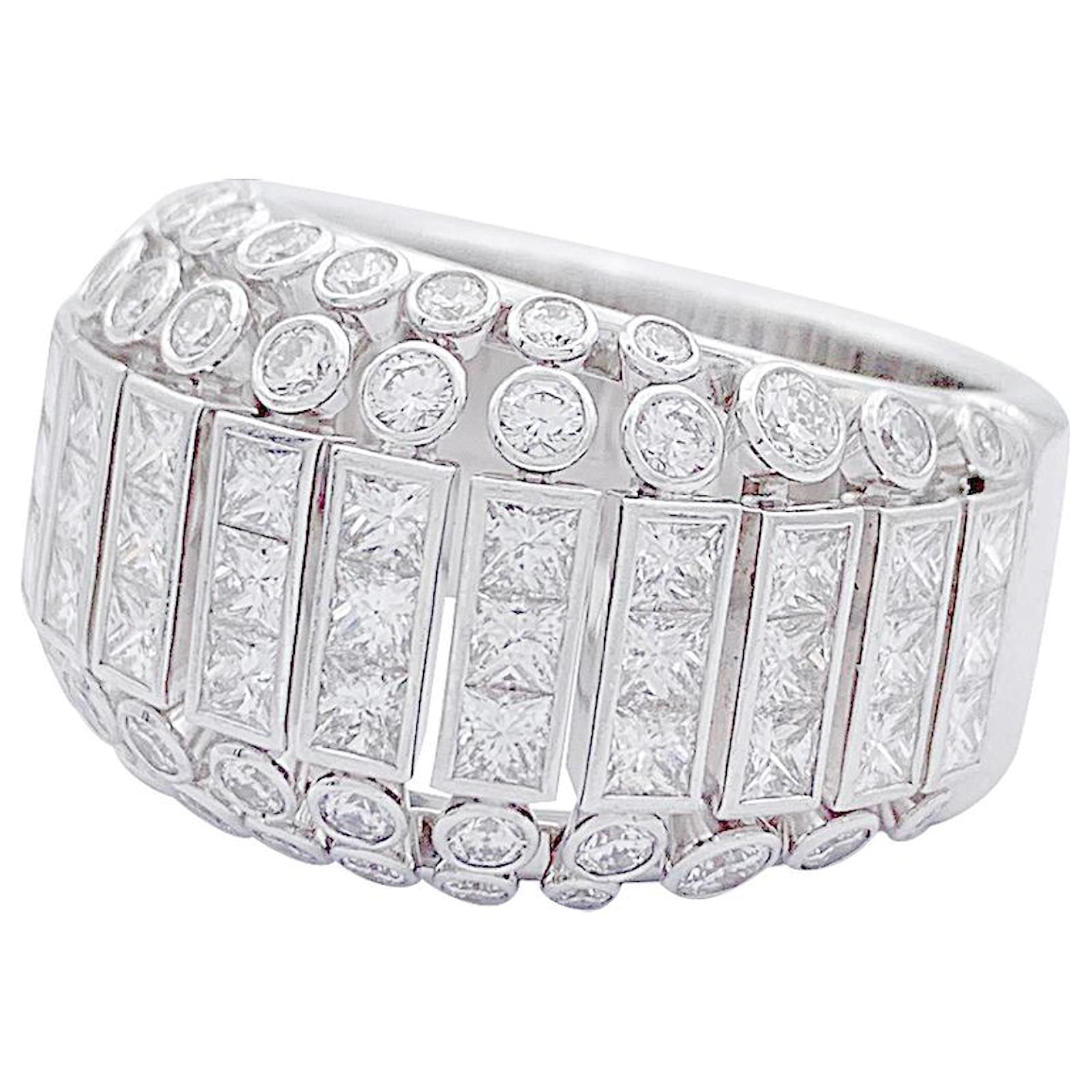 Cartier ring, "Crown", WHITE GOLD, diamants. Diamond ref.743049 - Joli ...